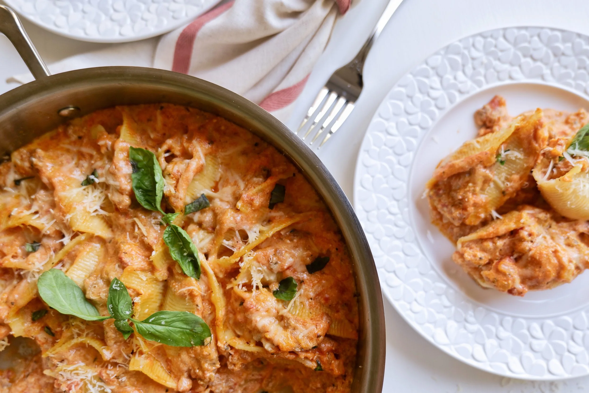 Enjoy Delicious Stuffed Italian Sausage Pasta Shells Tonight! — Amanda ...