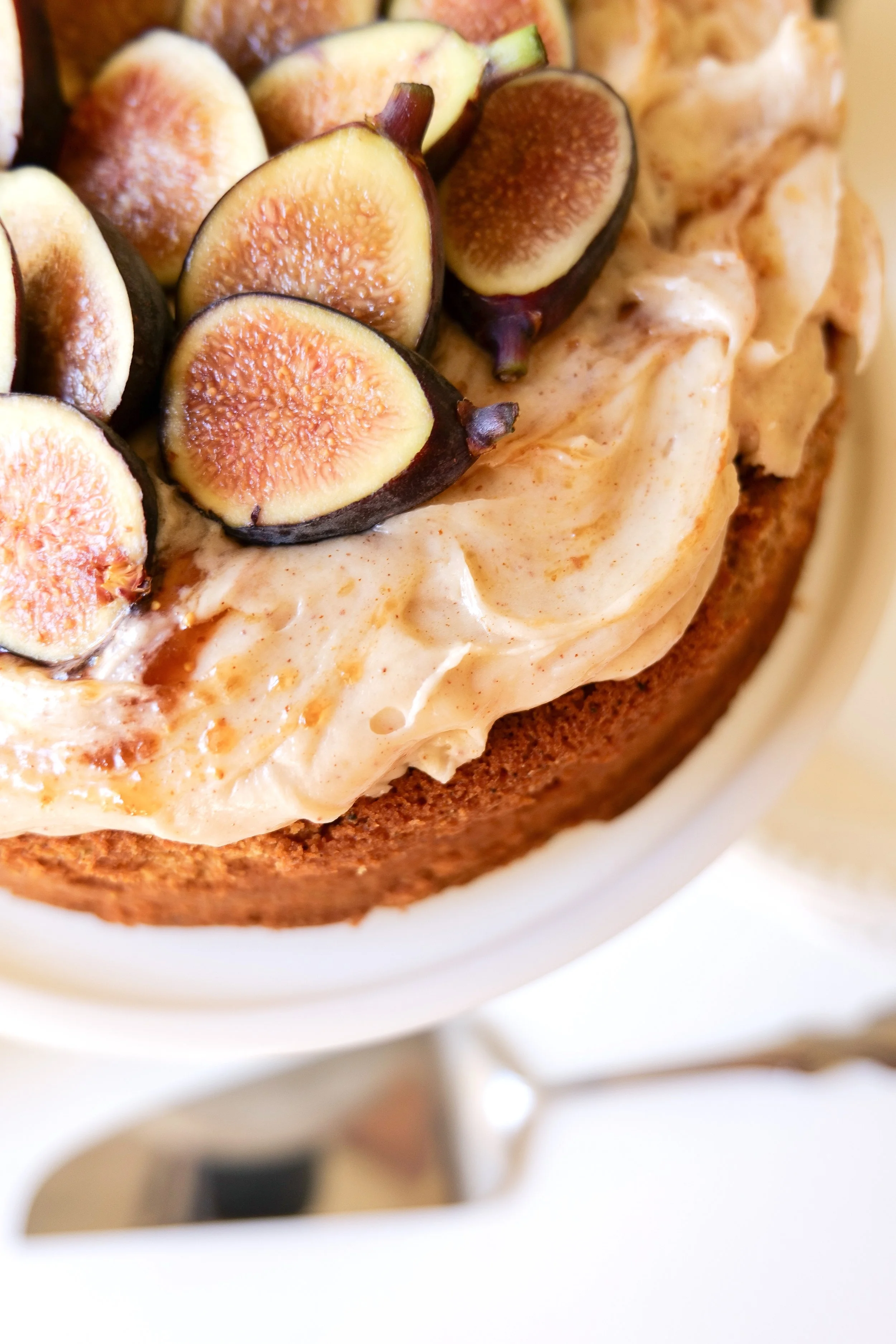 Indulge Your Sweet Tooth with This Delicious Brown Butter Spice Cake ...