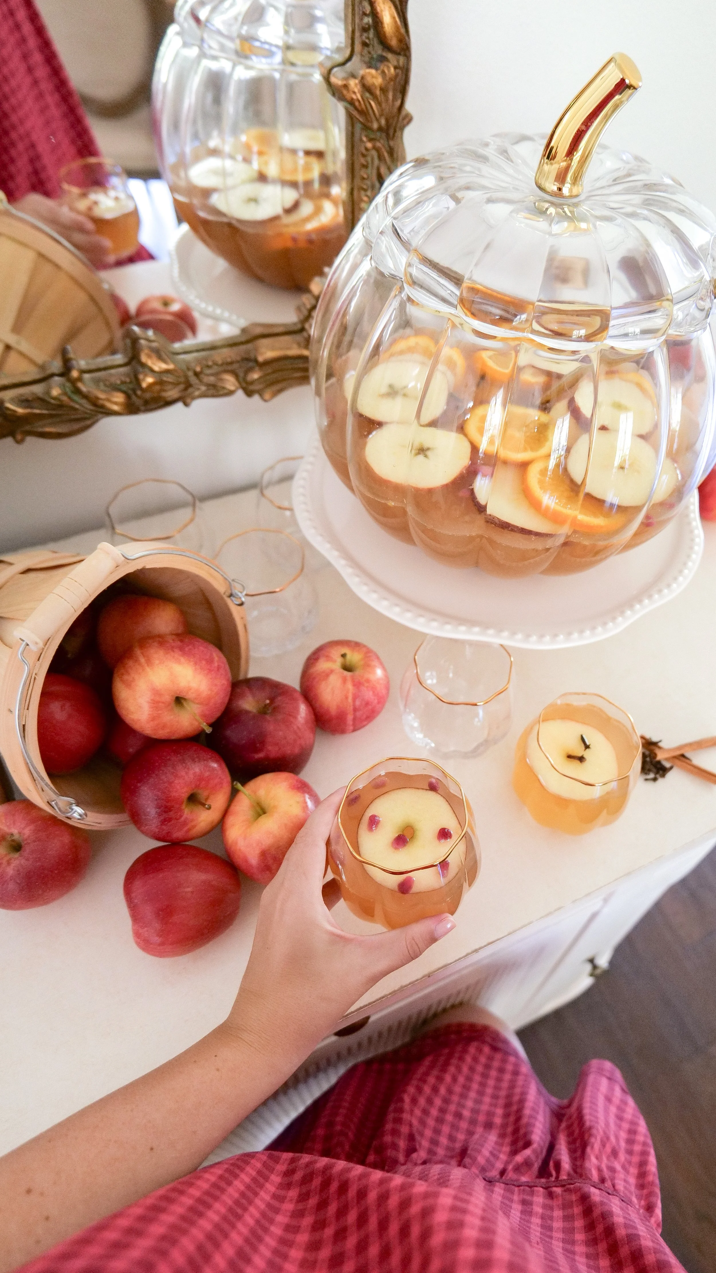 Unforgettable Apple Cider and Donuts Themed Party With Recipes for the ...