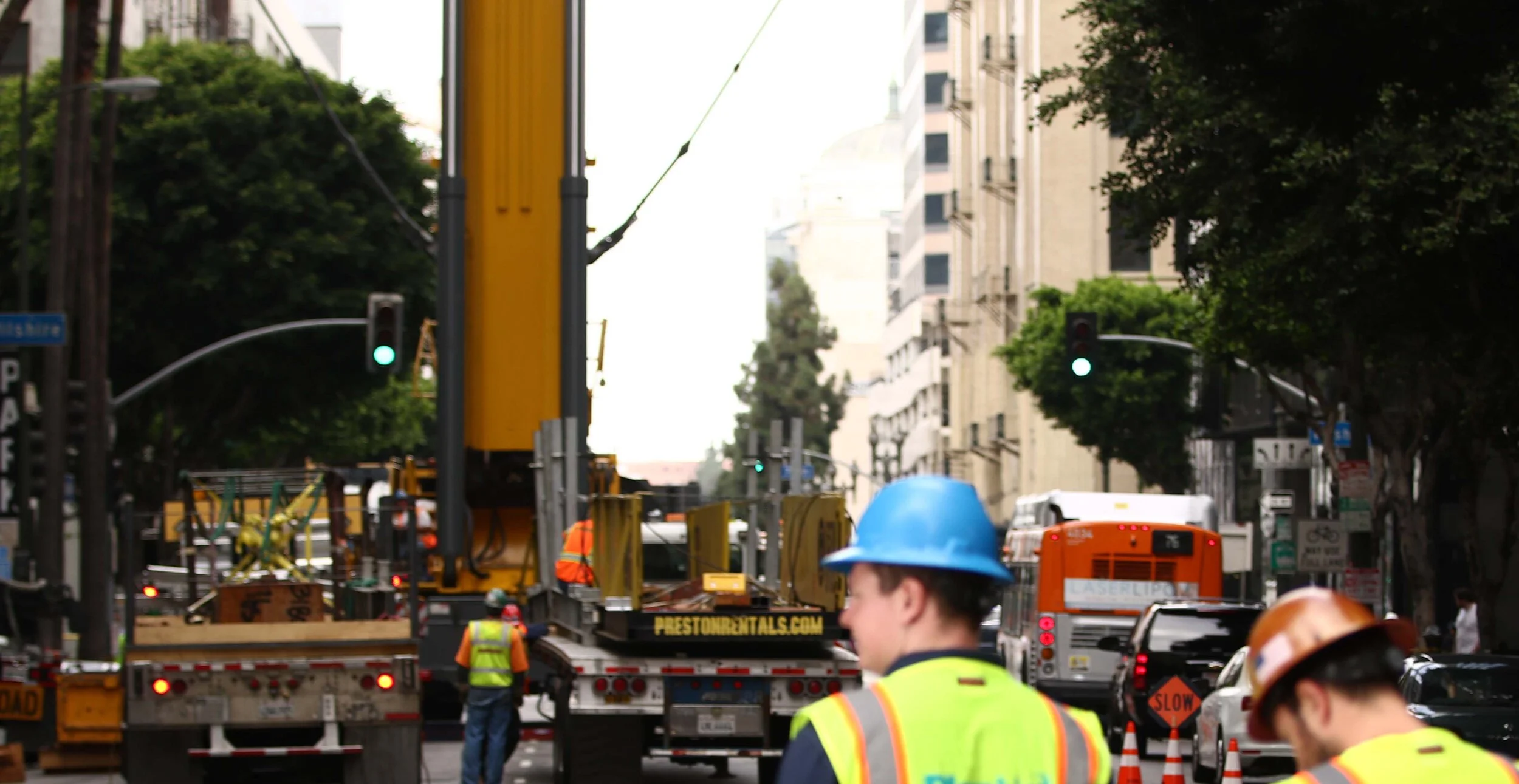 CONTACT US — CONSTRUCTIV