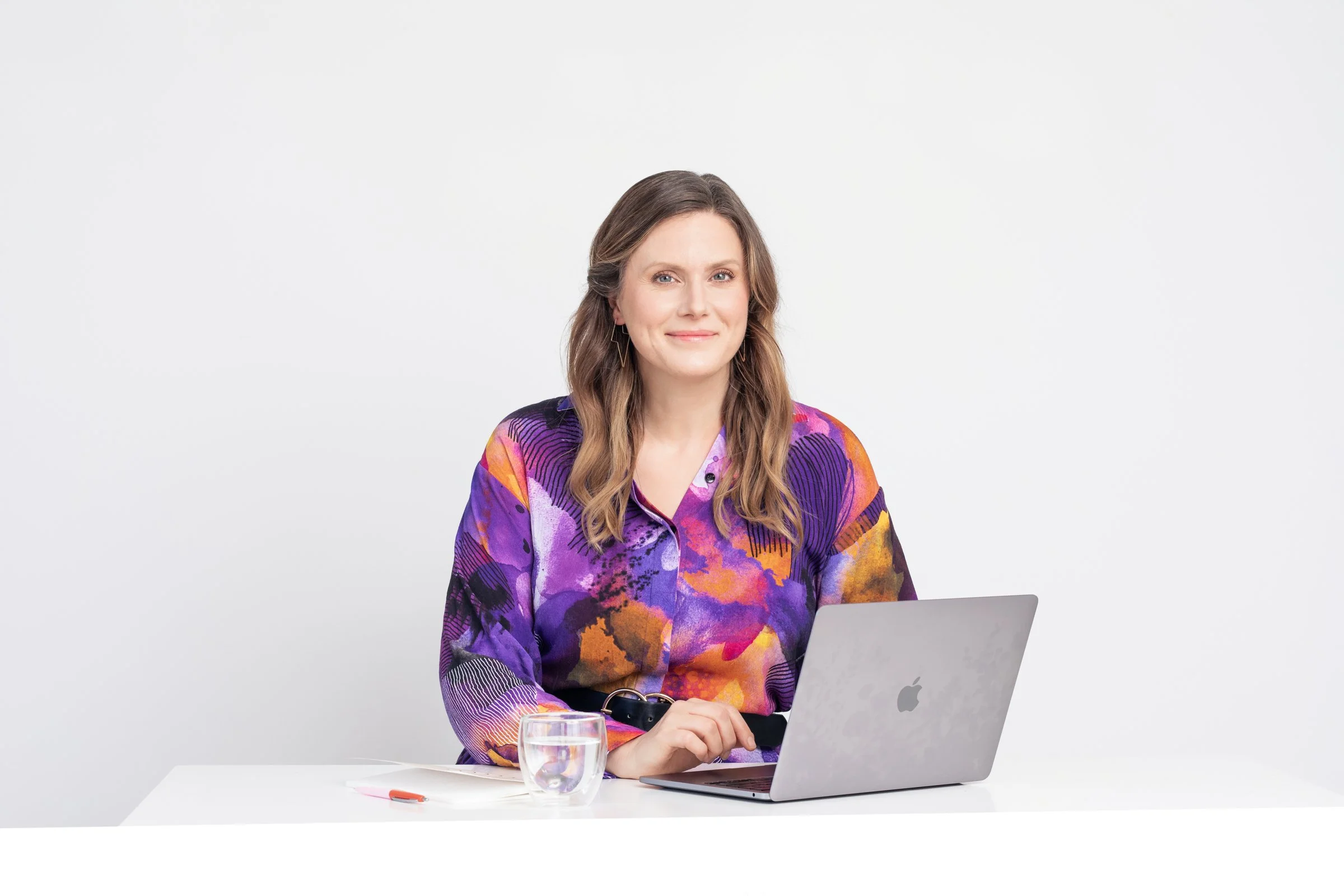 5 impactful places you can use your headshots right now — Tabitha ...