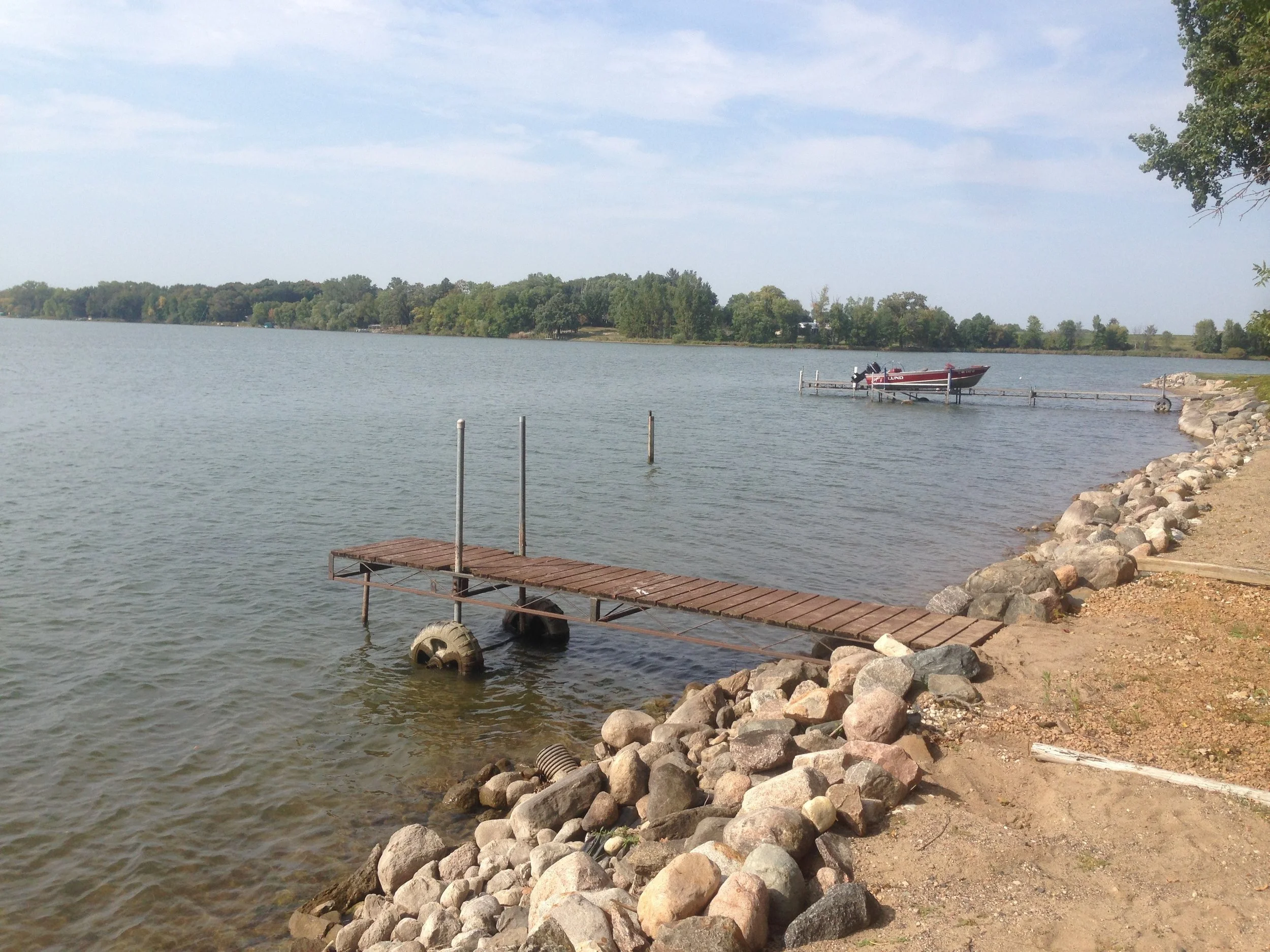 MN Docks & Boat Lifts - 10,000 DOCKS
