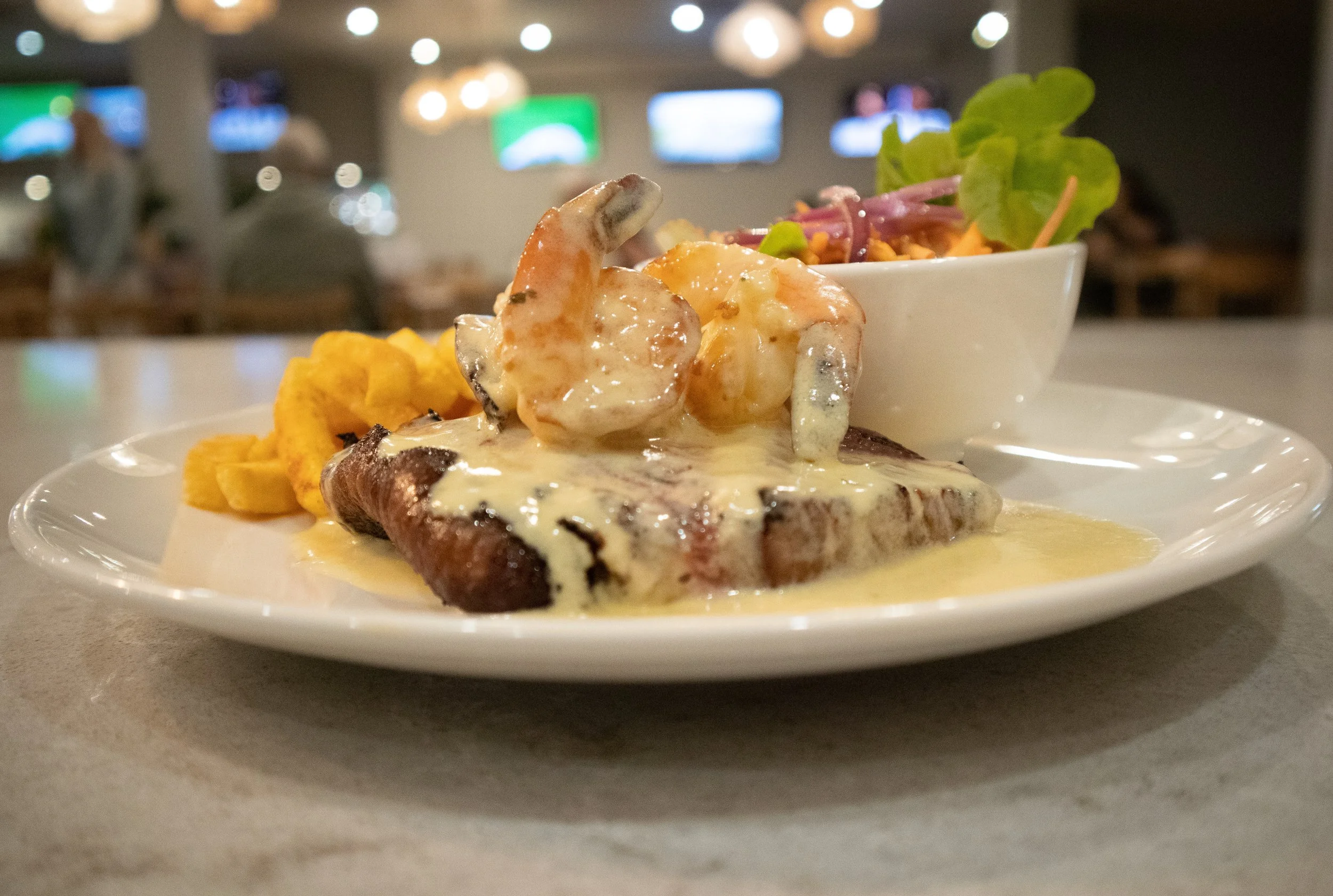 DINING — SOUTHS SPORTS CLUB