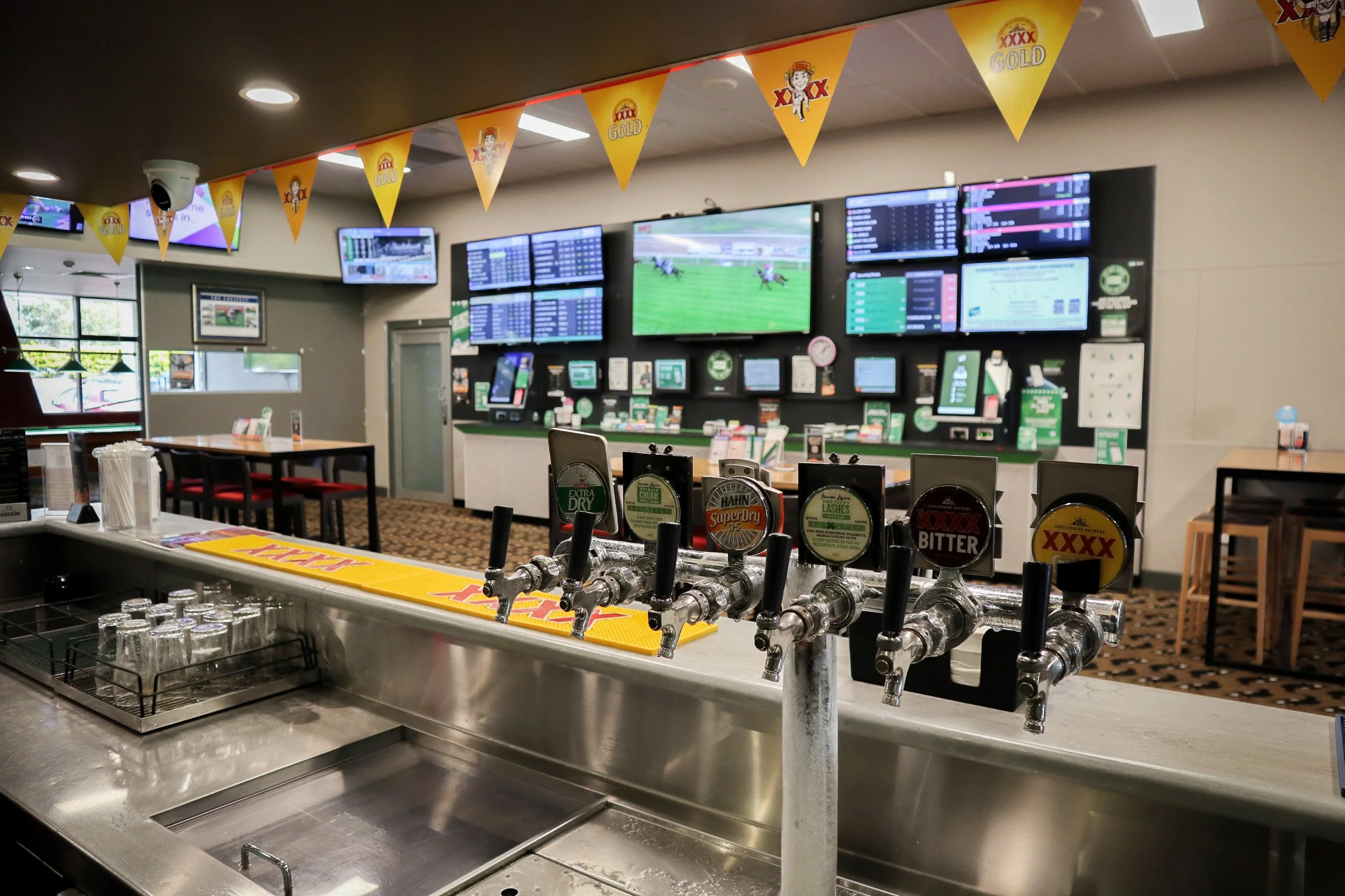 BAR — SOUTHS SPORTS CLUB