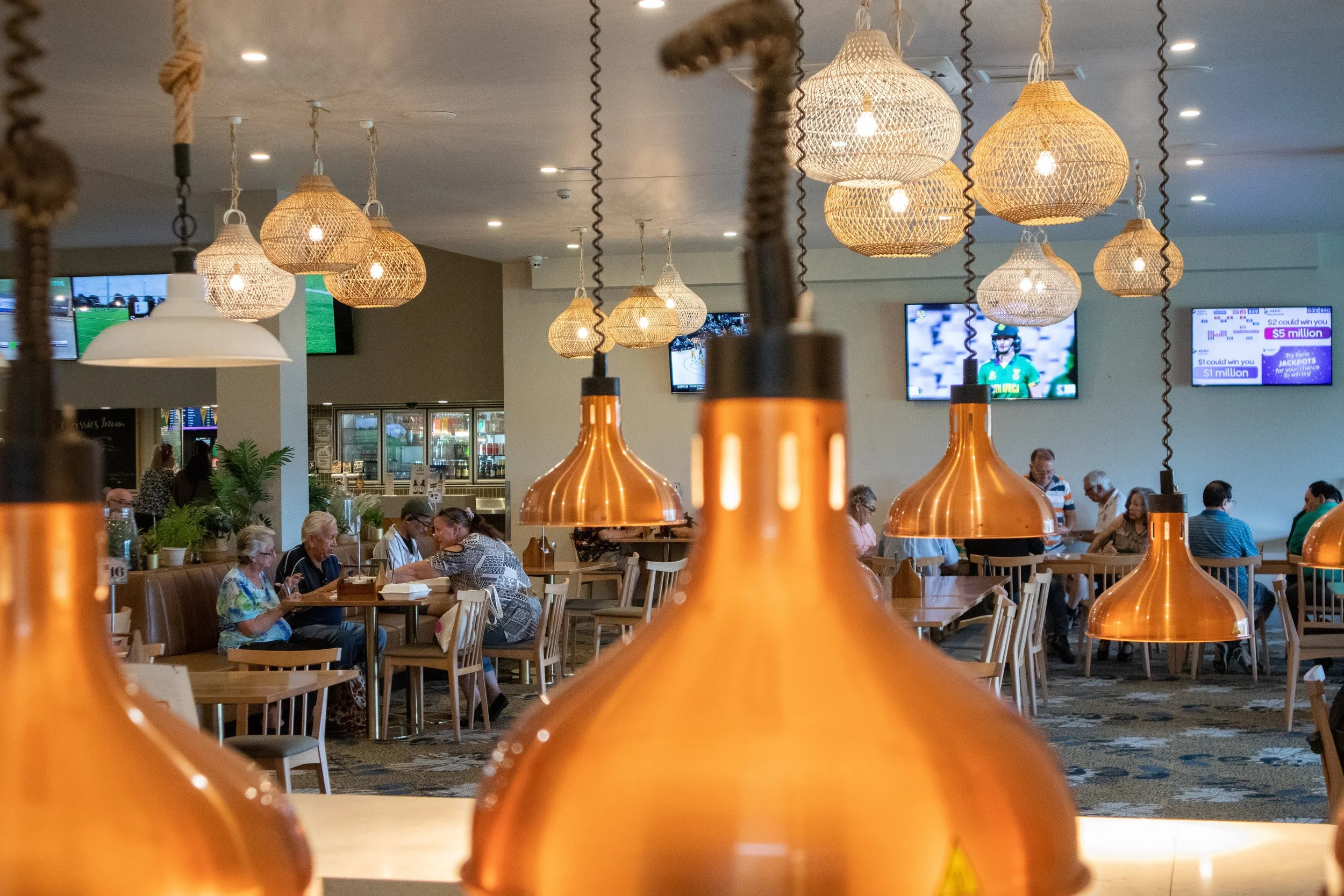 DINING — SOUTHS SPORTS CLUB