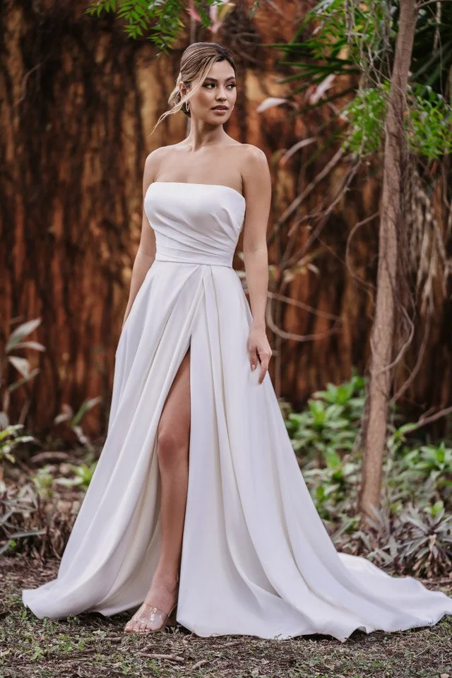 Designers — Ellie Stone Bride