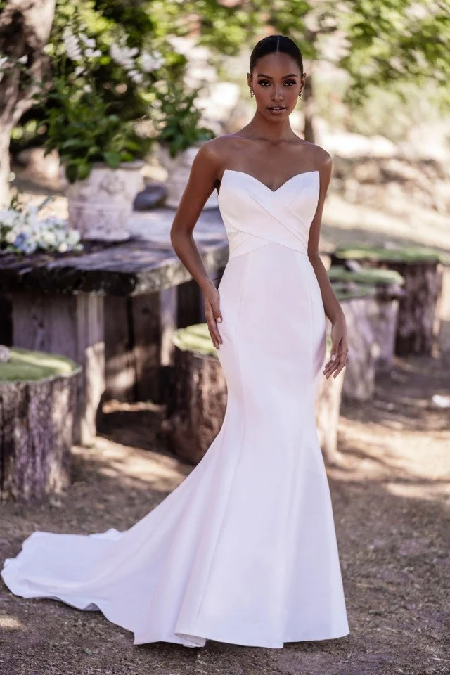 Designers — Ellie Stone Bride