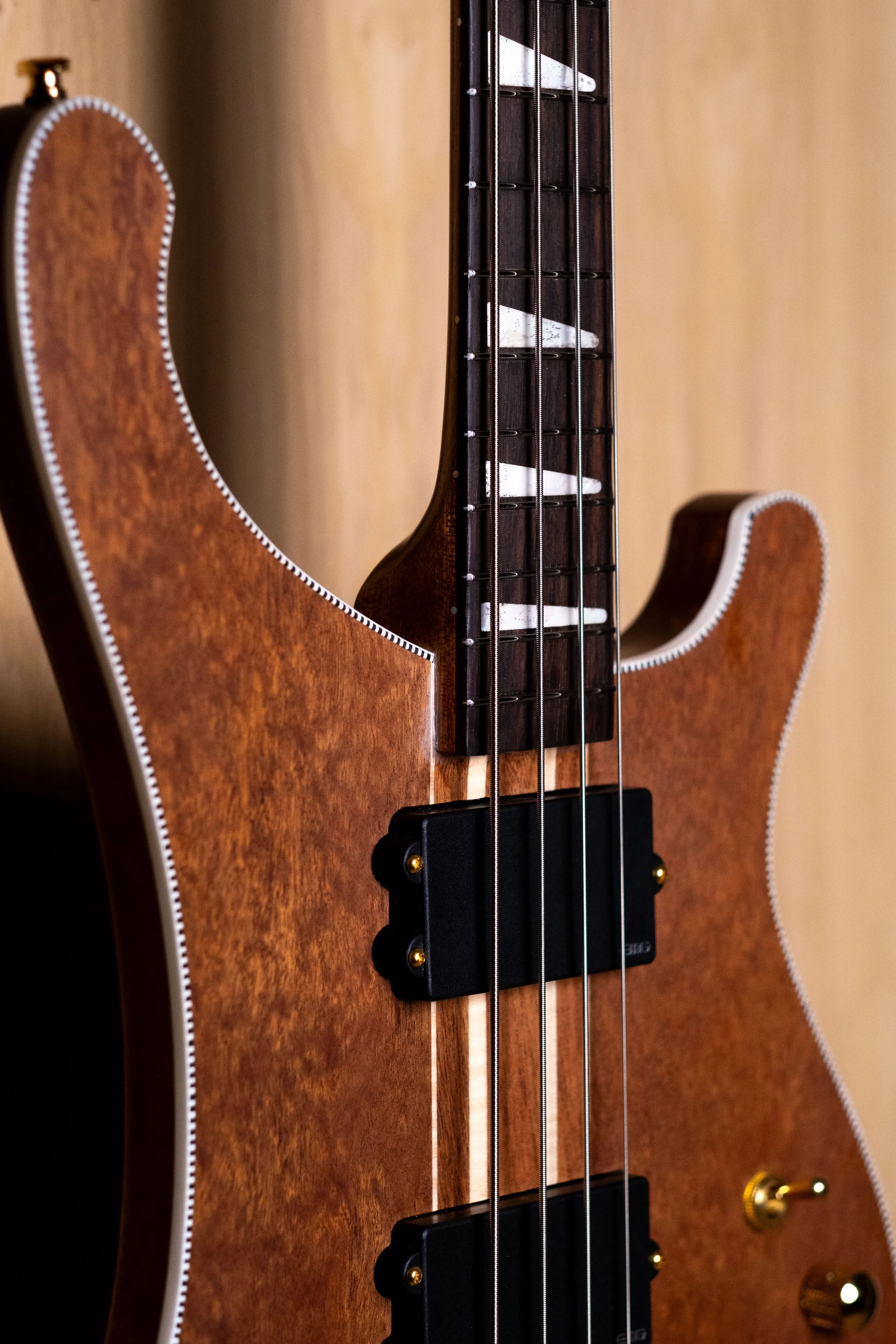 Handcrafted Guitars — Parkhurst Guitars