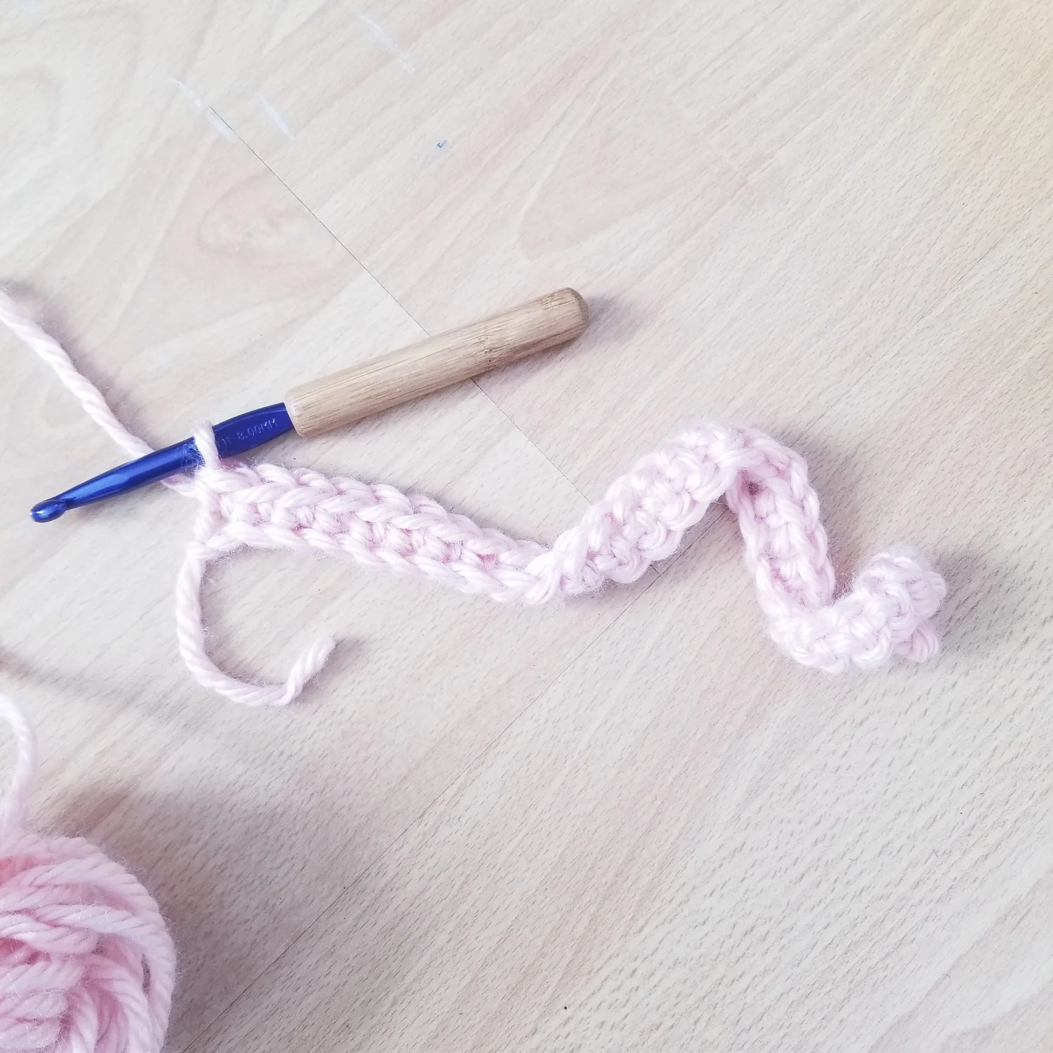Crochet Rosettes: Free Pattern! — Rebekah Haas Crochet