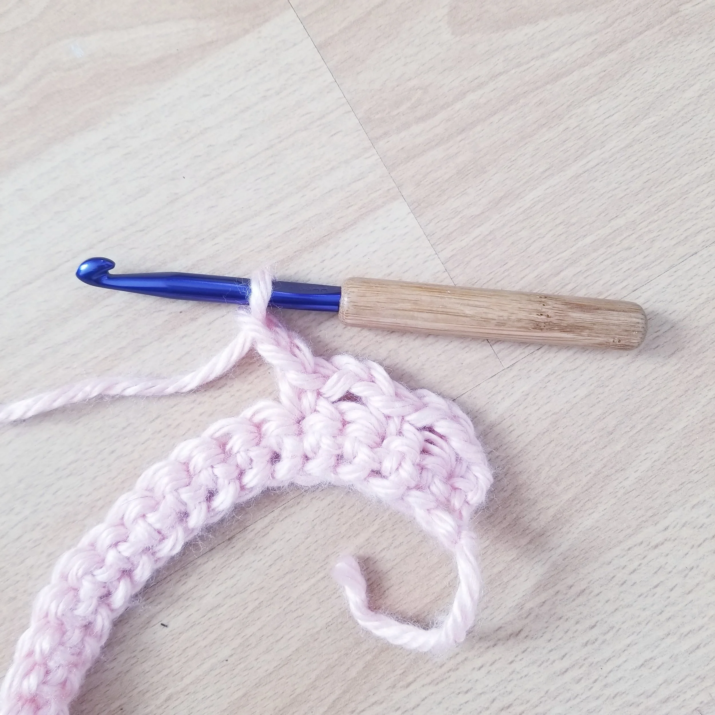 Crochet Rosettes: Free Pattern! — Rebekah Haas Crochet