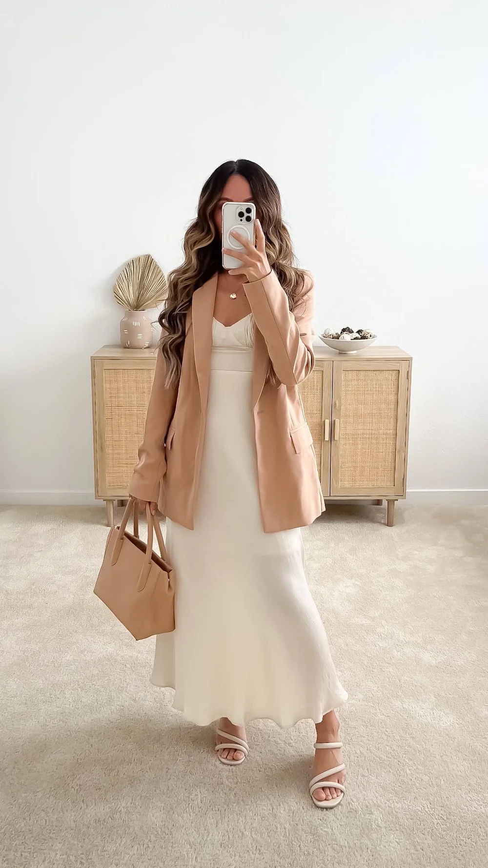 Spring Brunch Outfit Ideas (Cute & Casual Looks You Can Recreate)
