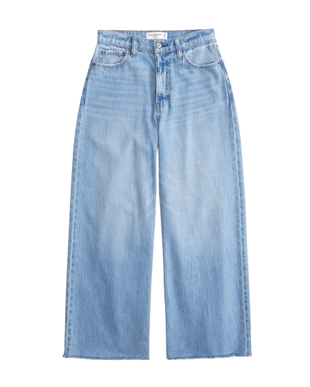 How to Style Wide Leg Jeans + Outfit Ideas to Copy
