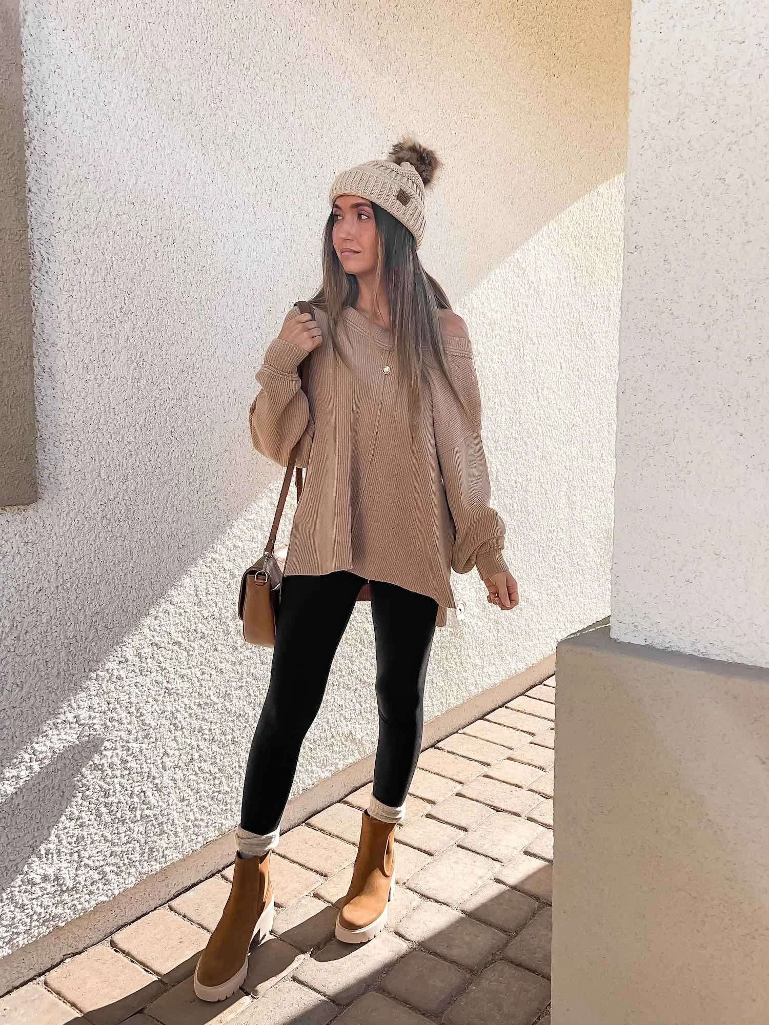 Cute Leggings Outfit Ideas For Every Season