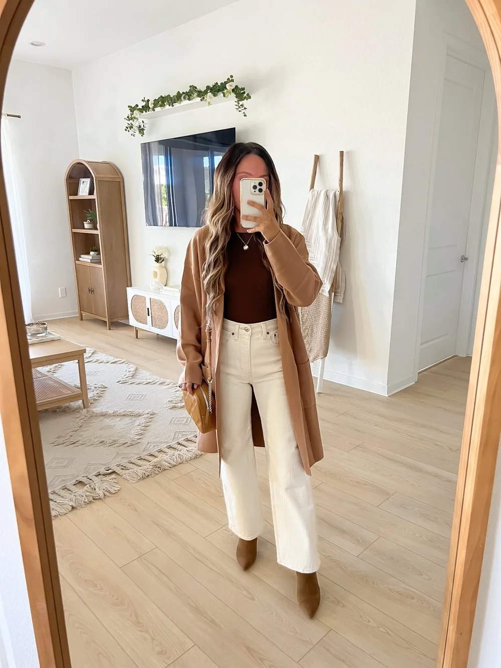 Chic Fall Date Night Outfits to Recreate