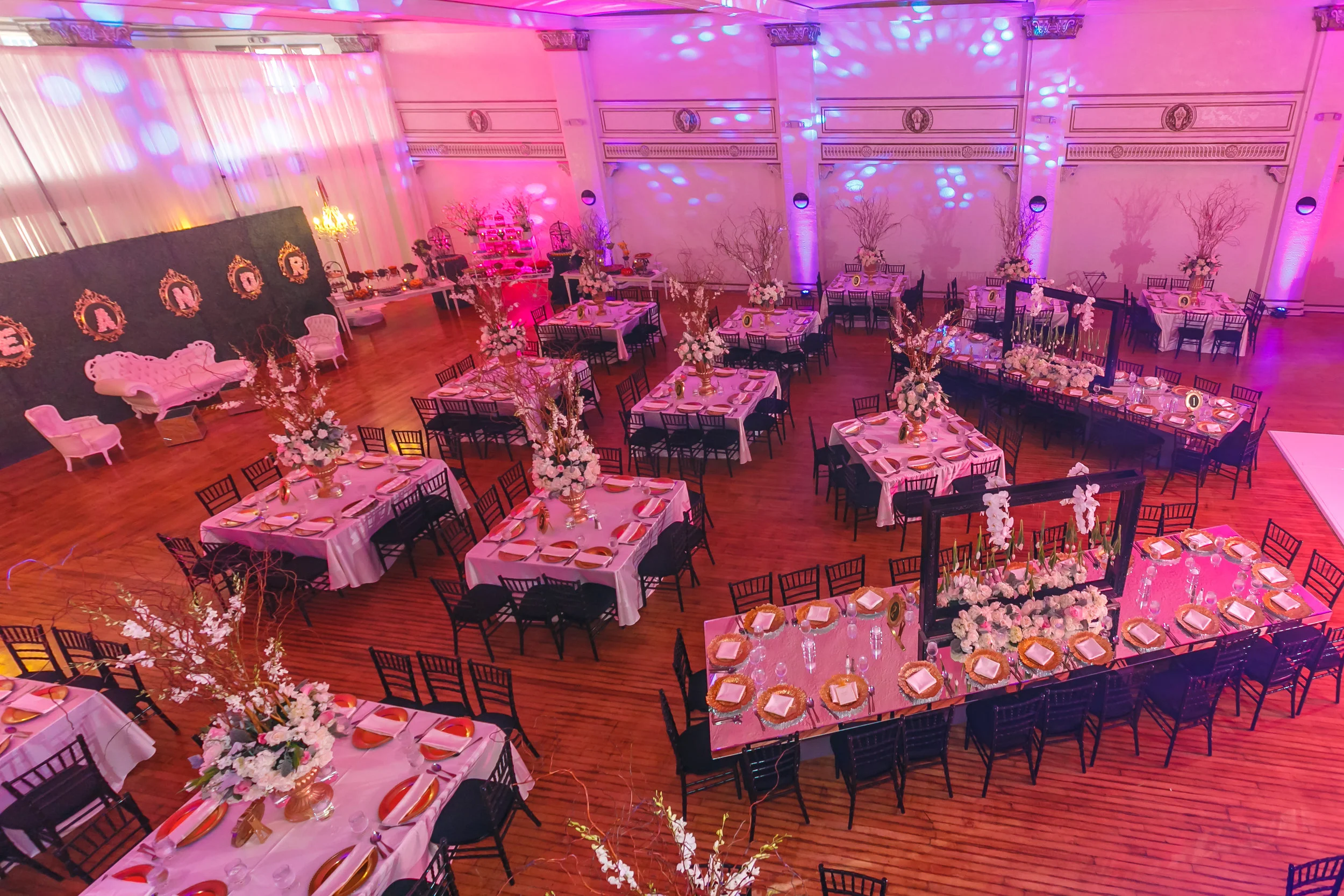 Chateau Ballroom Gallery — Casa Vertigo