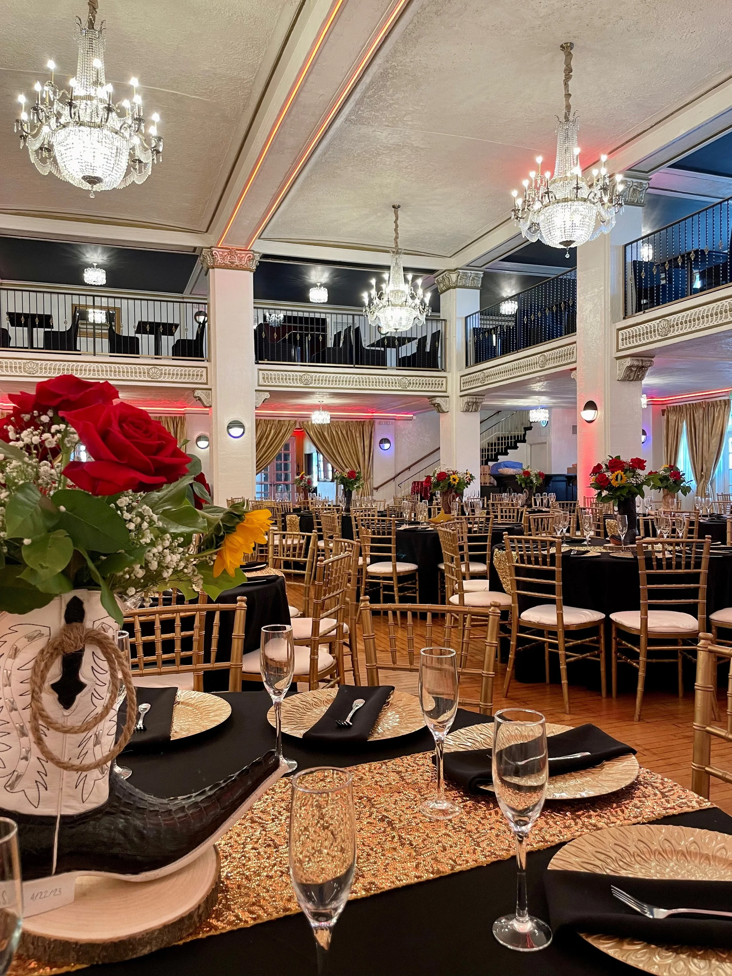 Chateau Ballroom Gallery — Casa Vertigo