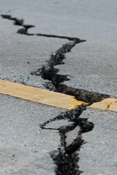What is an Earthquake? [VIDEO] | Science Explanations for Kids