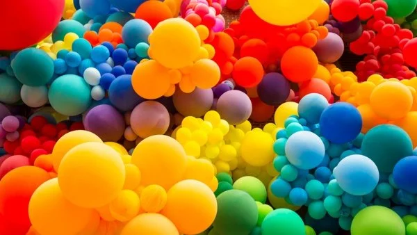 How Many Balloons Does It Take to Lift a Person? [VIDEO] | Science ...