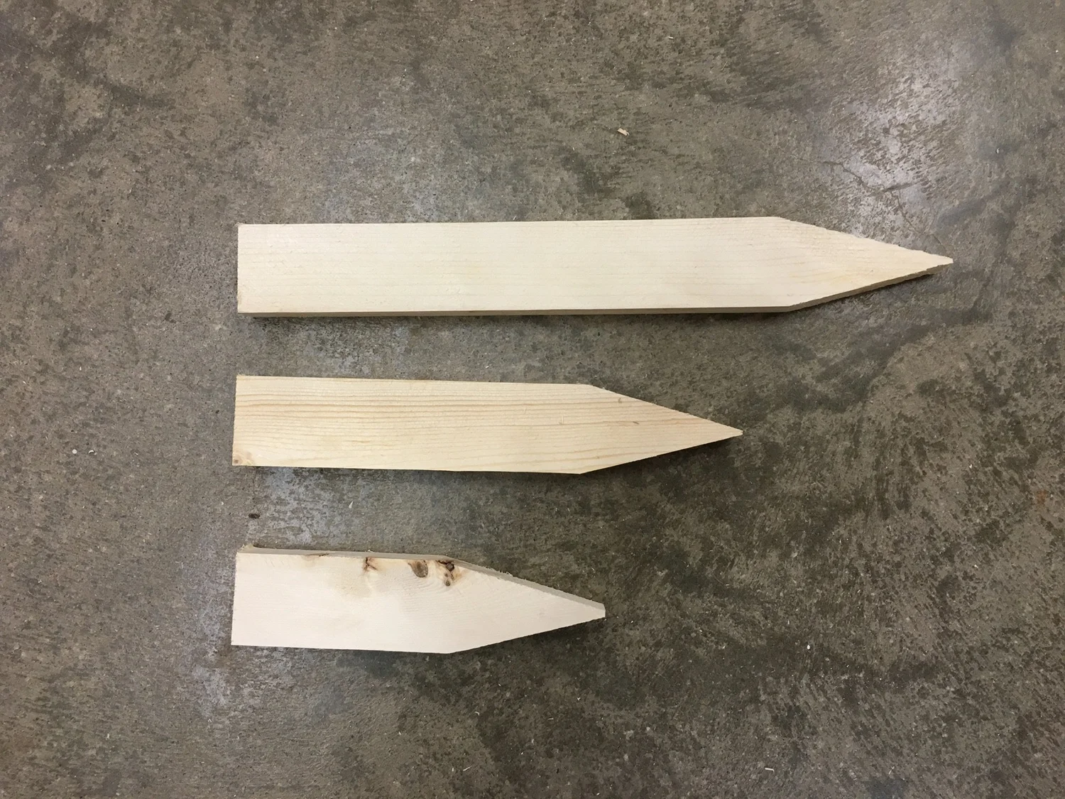 Lath Stakes & Hubs