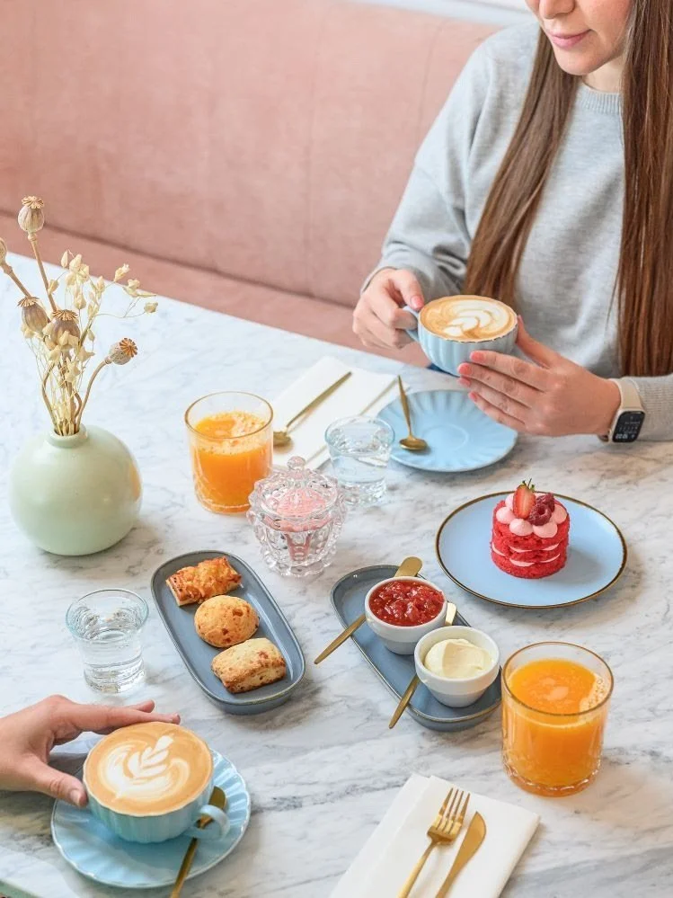 Café de especialidad y pastelería de autor, la nueva propuesta de Bodega Los Toneles — Vinos y ...
