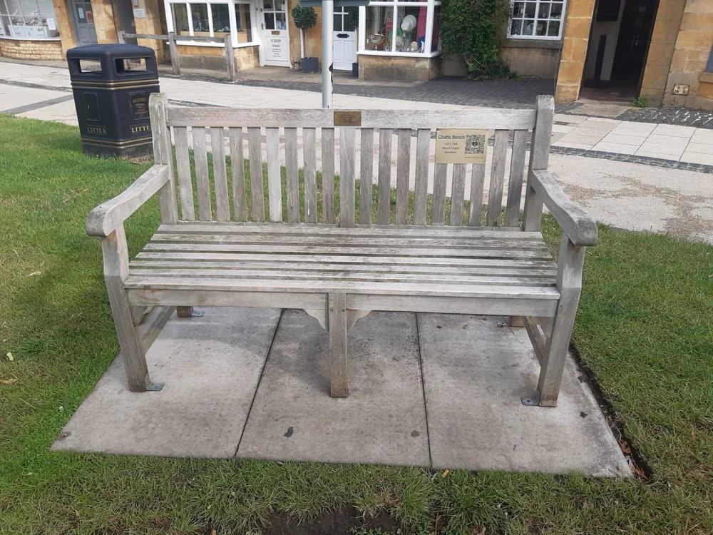 Save9Lives Launches Chatty Bench in Cotswolds — Save9Lives