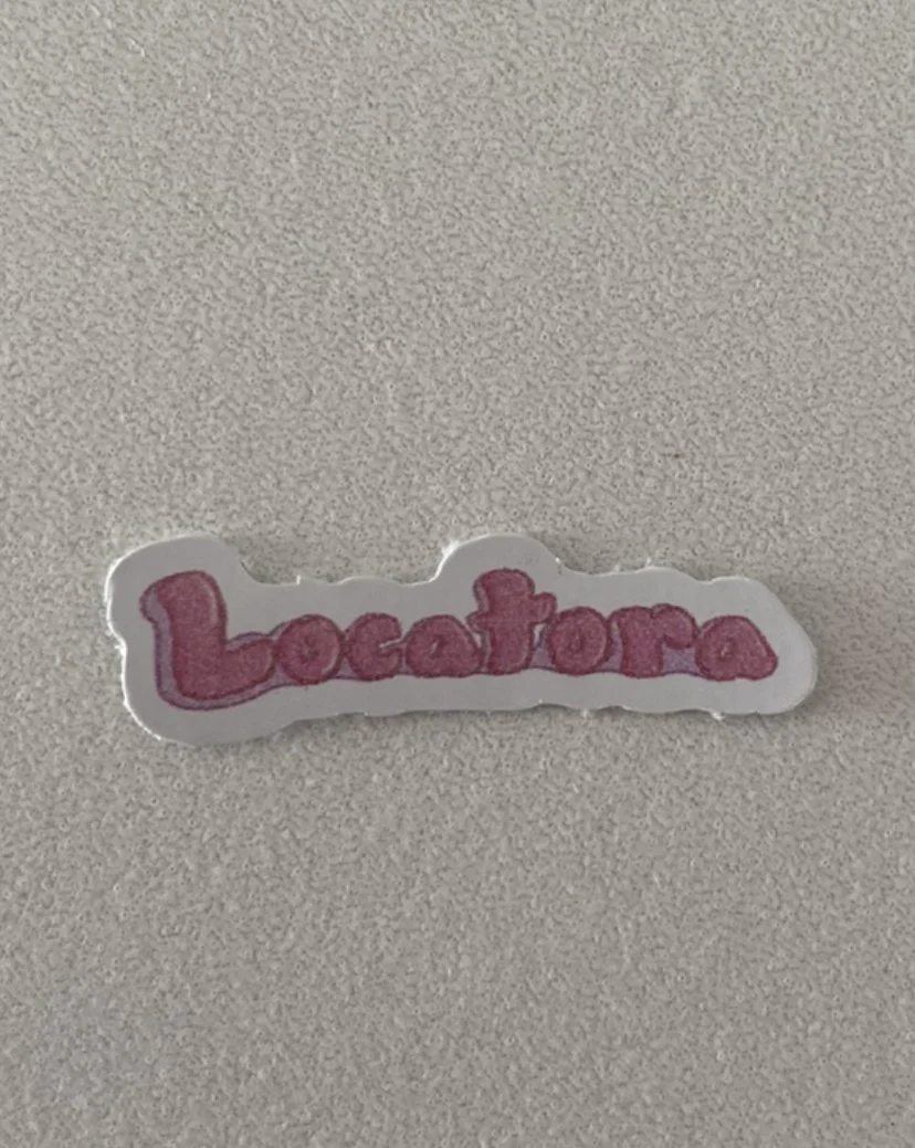 'Locatora' Sticker — Locatora Radio