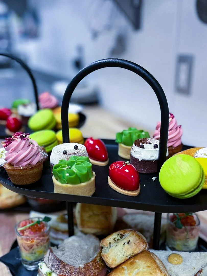 High Tea — catch 122