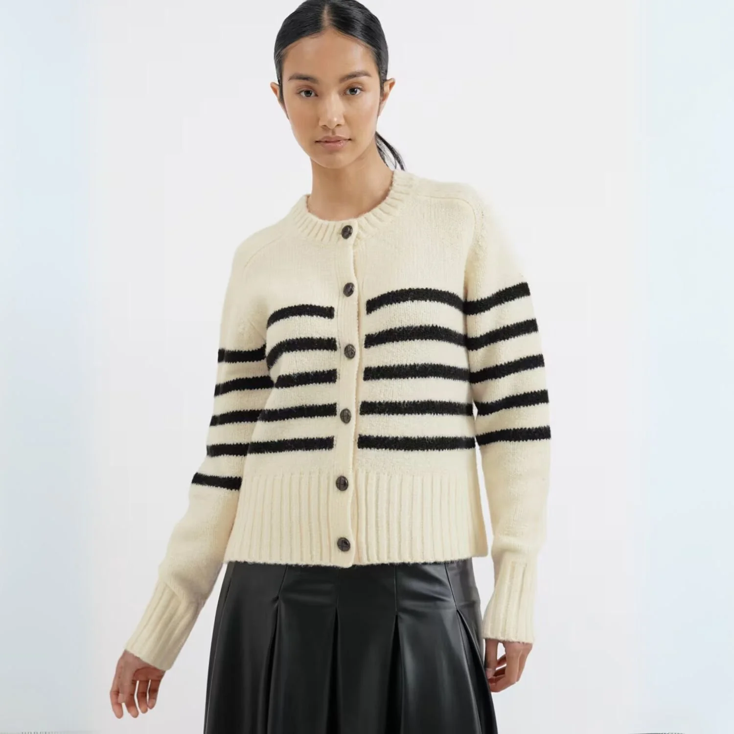 The Knit List: 2025’s Cosy, Cool, and Quirky Knitwear Trends | Hood ...
