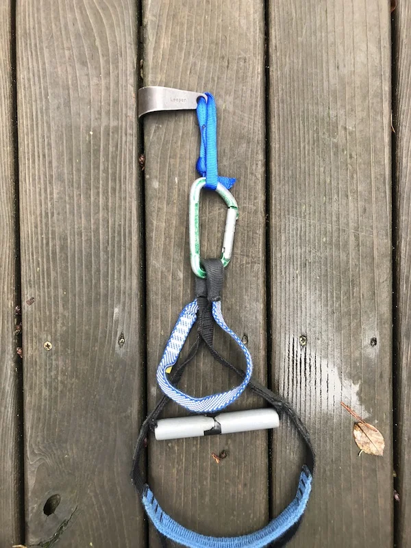 Girth hitch a cam hook to your aider — Alpinesavvy