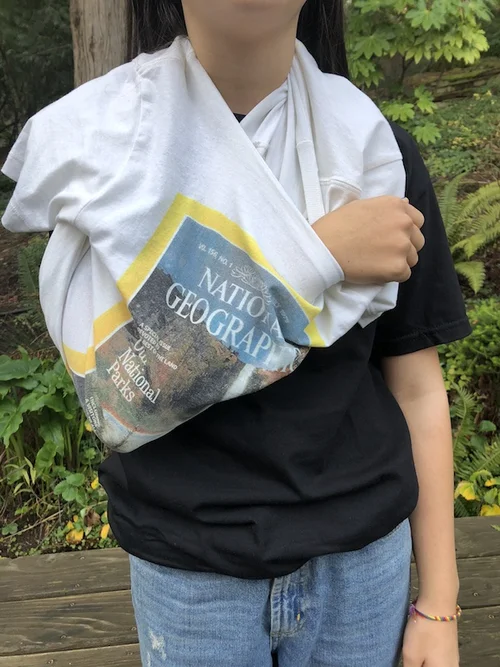 Three ways to improvise an arm sling — Alpinesavvy