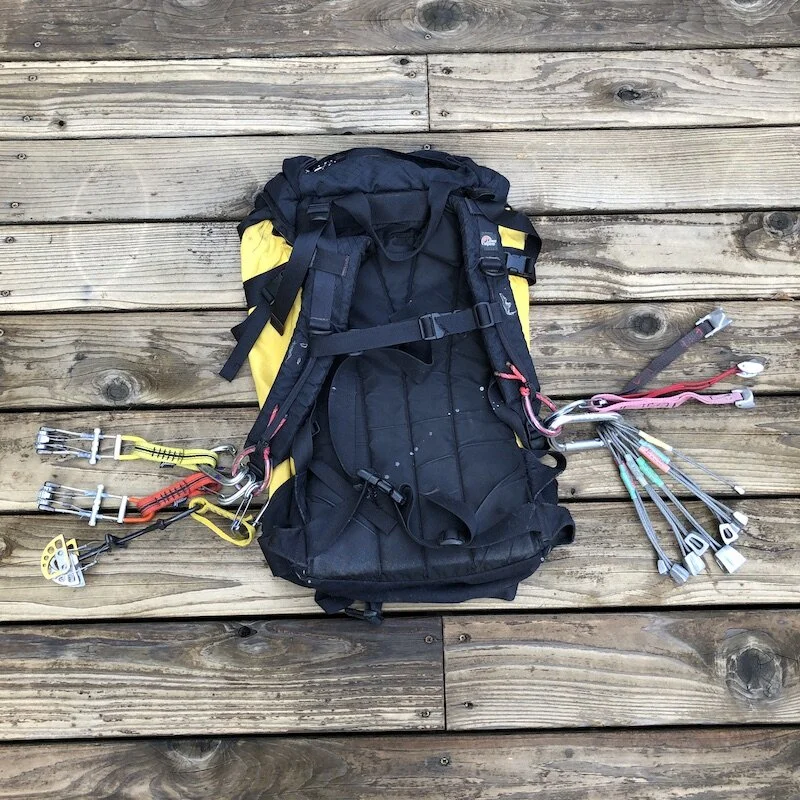 DIY - Add gear loops to your pack for alpine climbing — Alpinesavvy