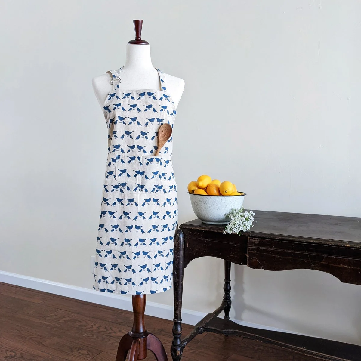 1 Yard Apron Pattern PDF — Sewn Wyoming