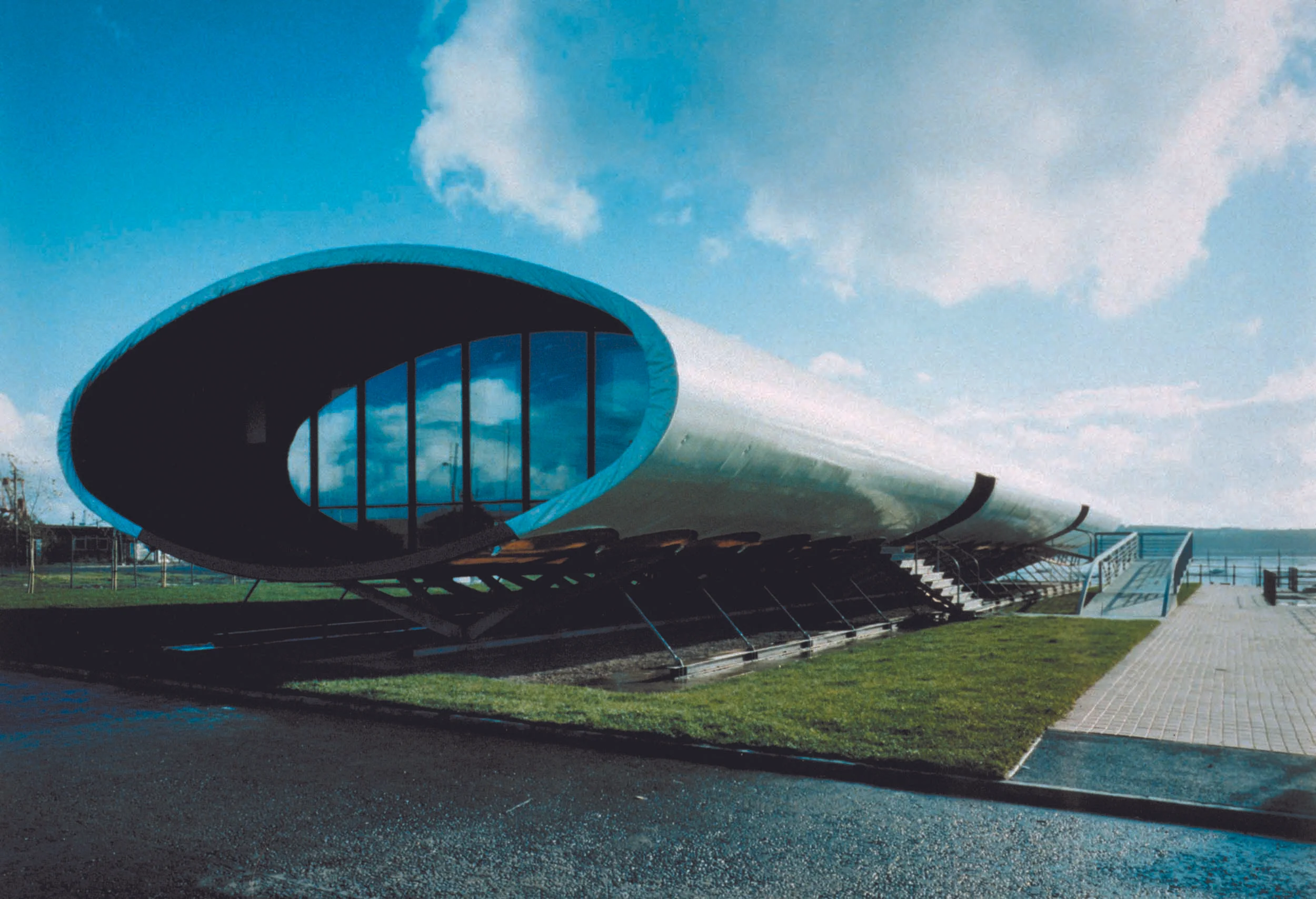 Cardiff Bay Visitor's Centre — aLL Design International Architects