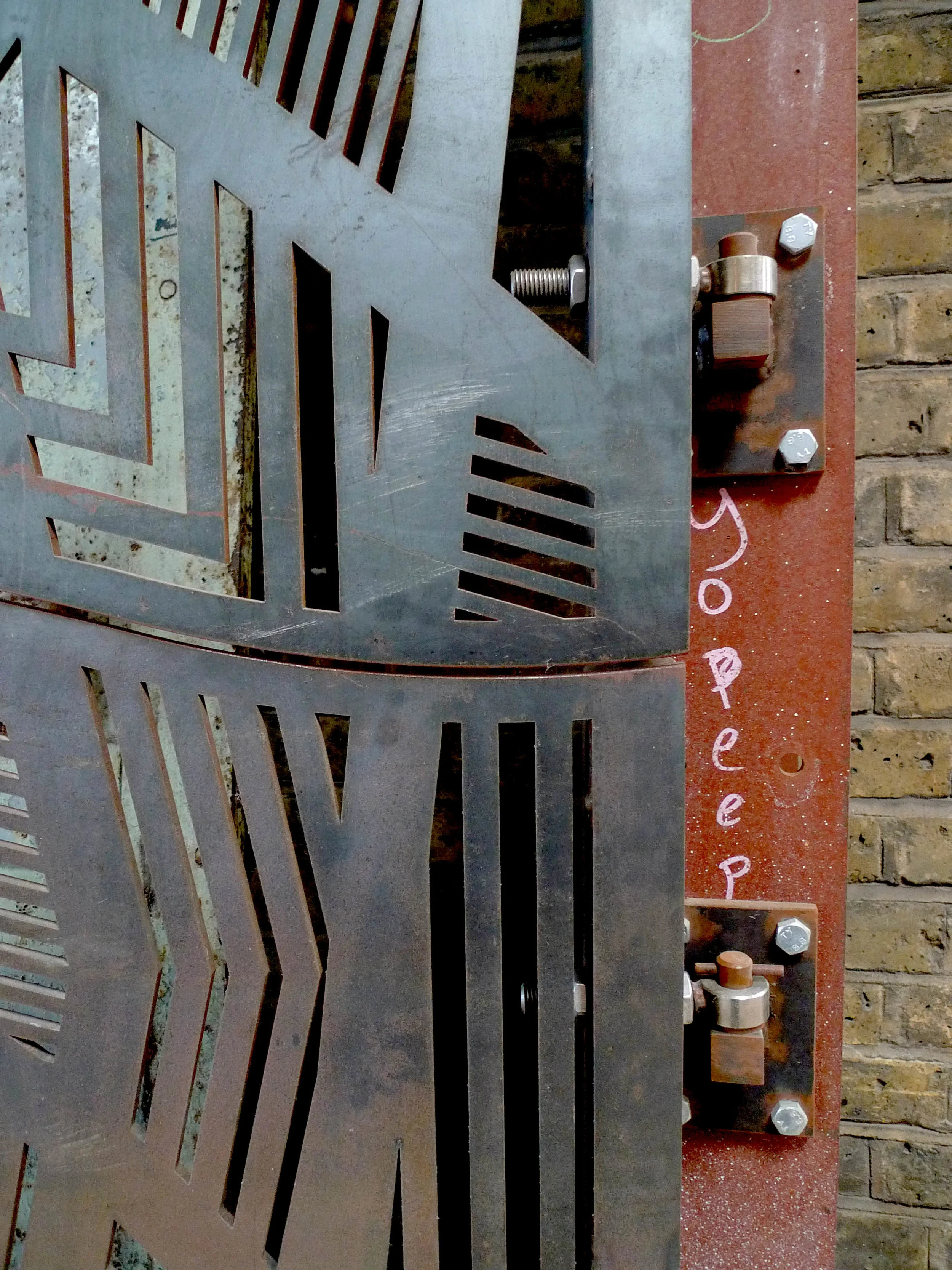 Doodle Gate — aLL Design International Architects