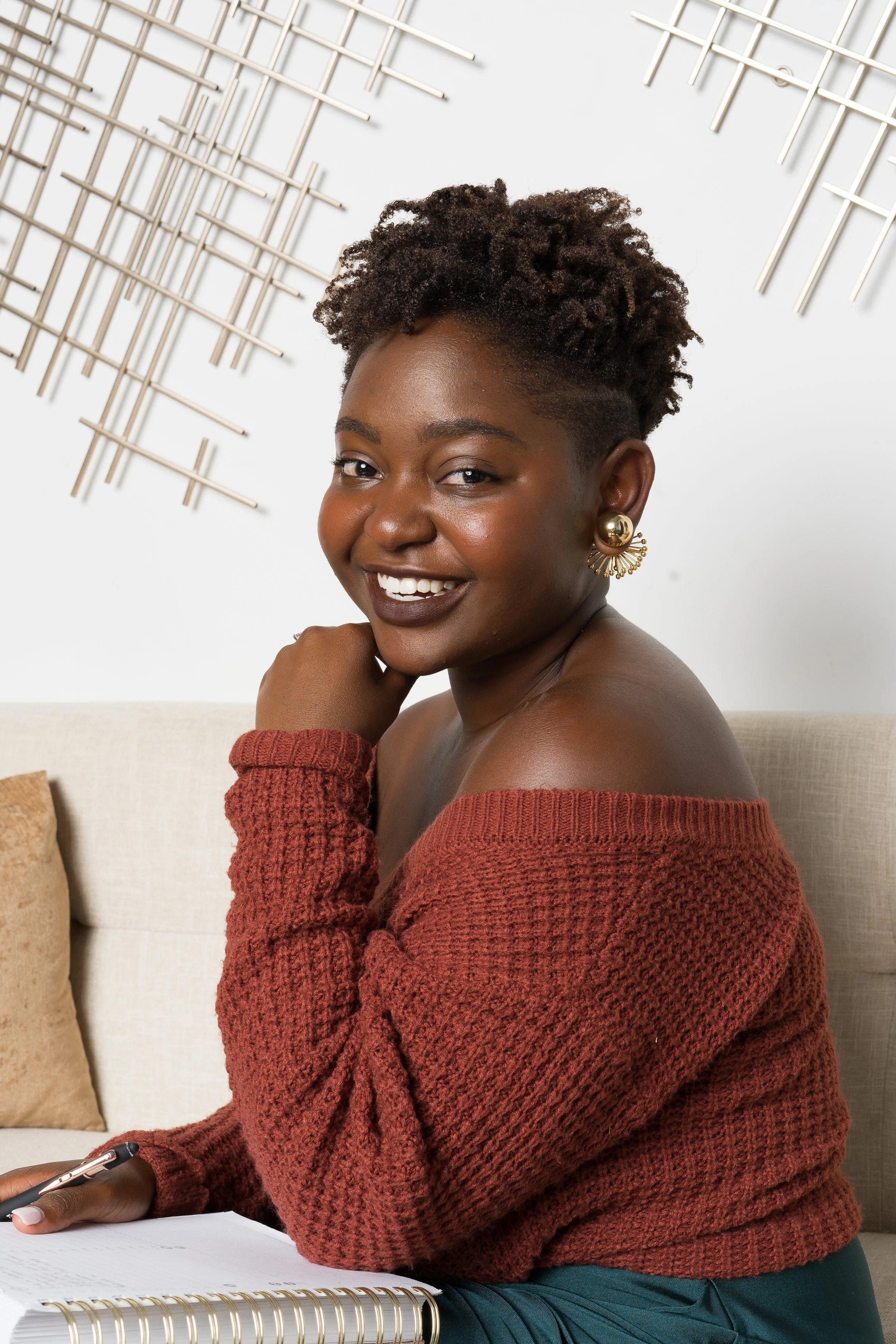 BOOK YOUR APPOINTMENT — YES HER STUDIO