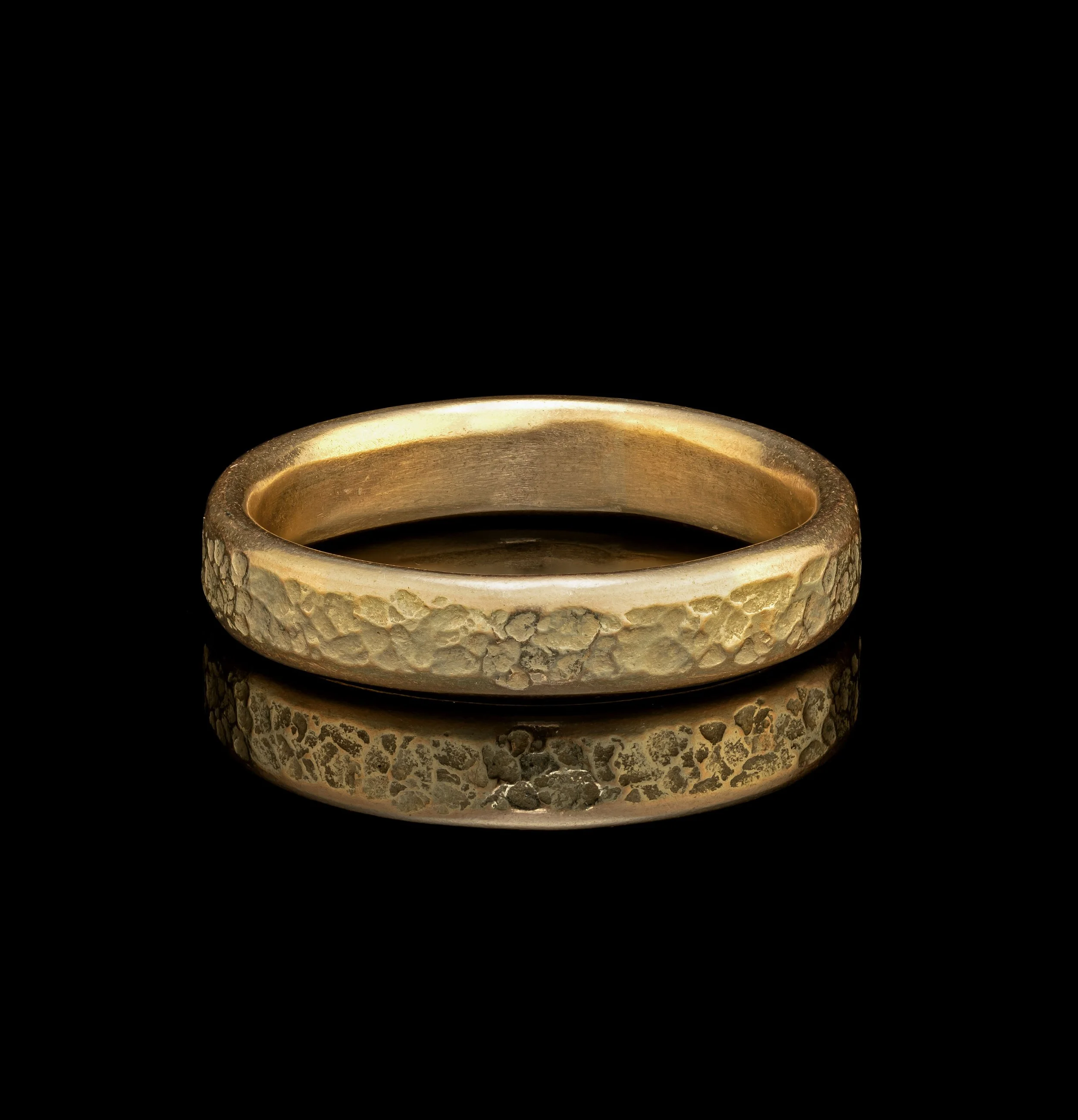 'Granite' Ring - 4mm wide — Abigail Brown