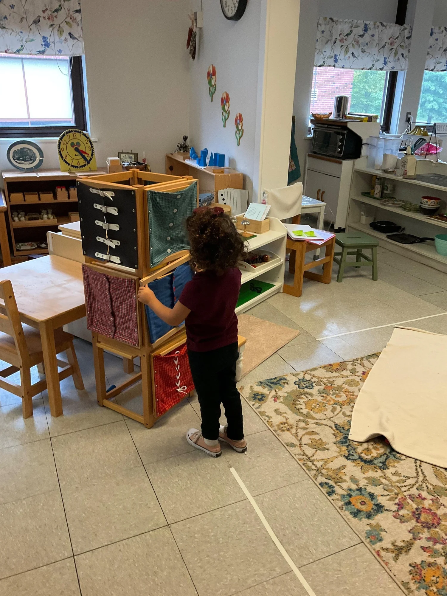 The Bow Tying Frame — Renaissance Montessori School