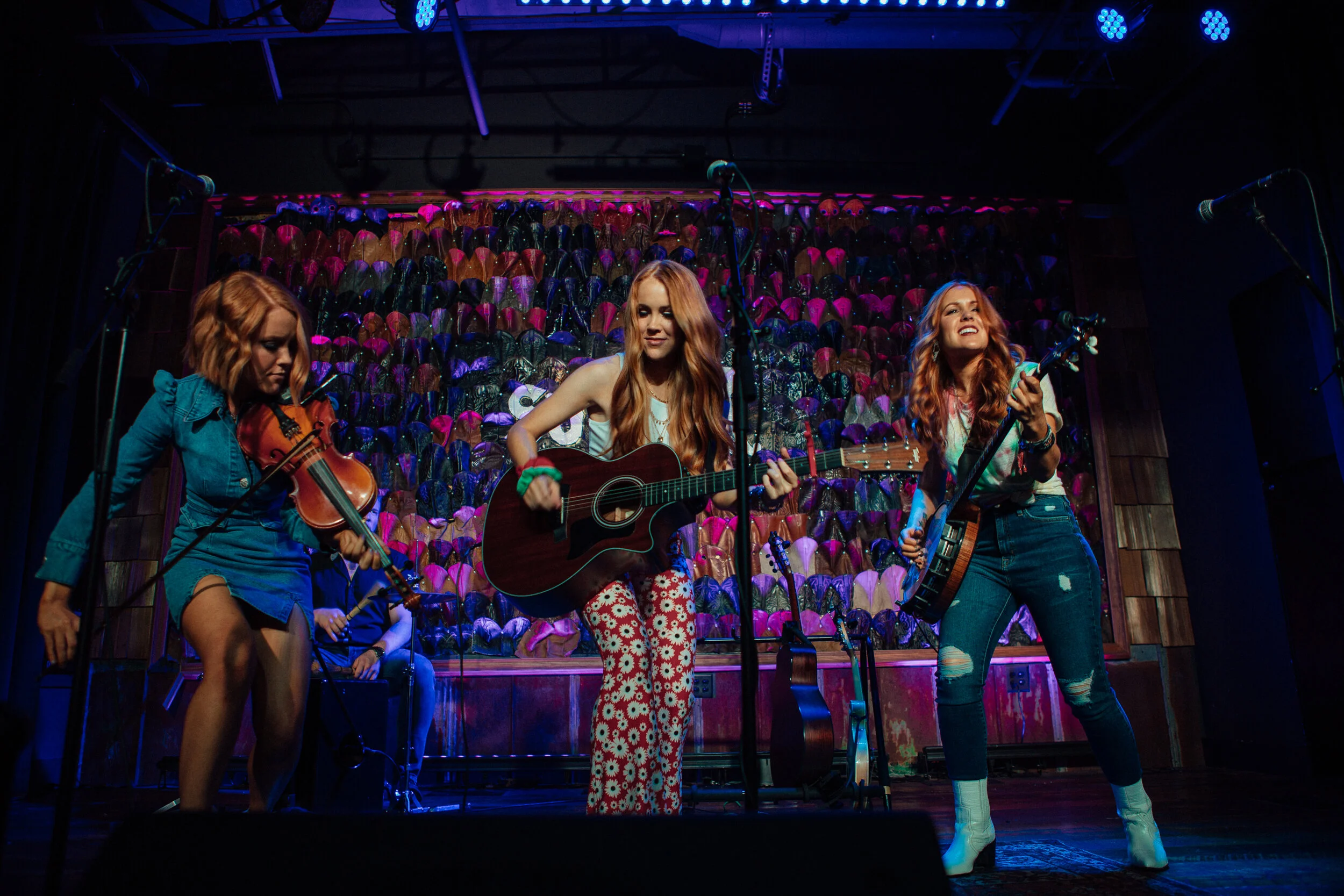 About — TAYLOR RED