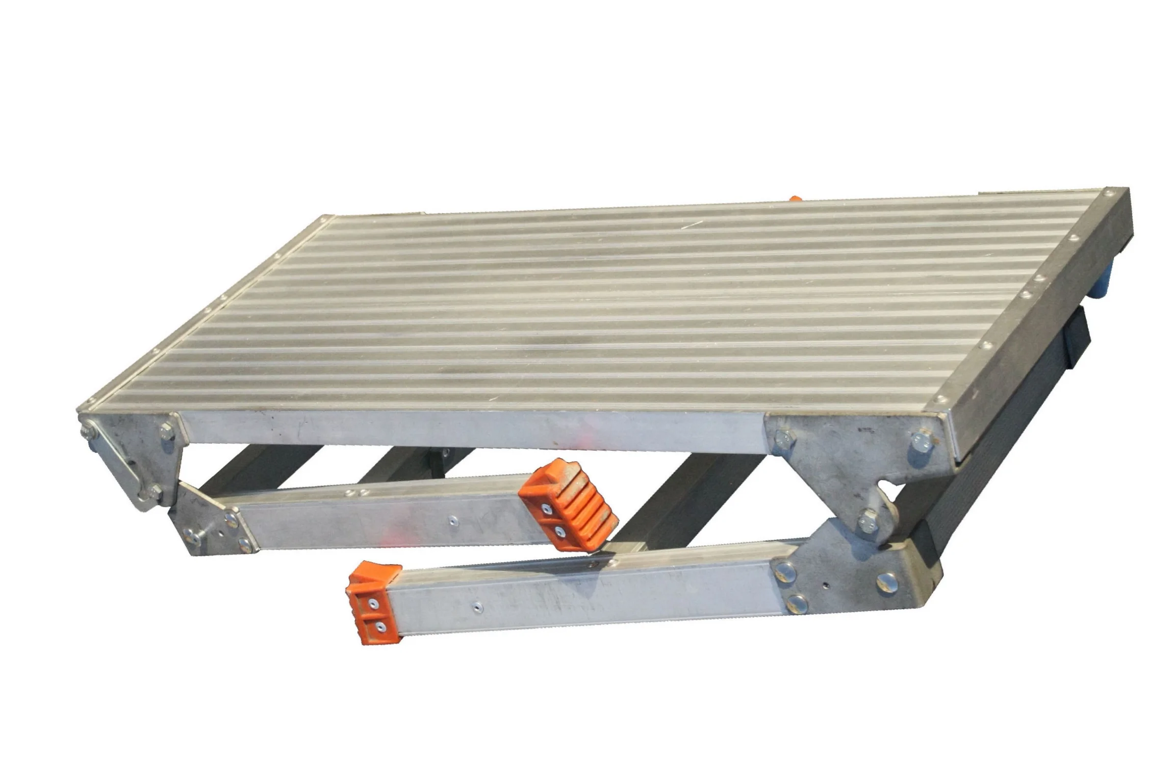 Plank Stool Ladder — Al Jarsh