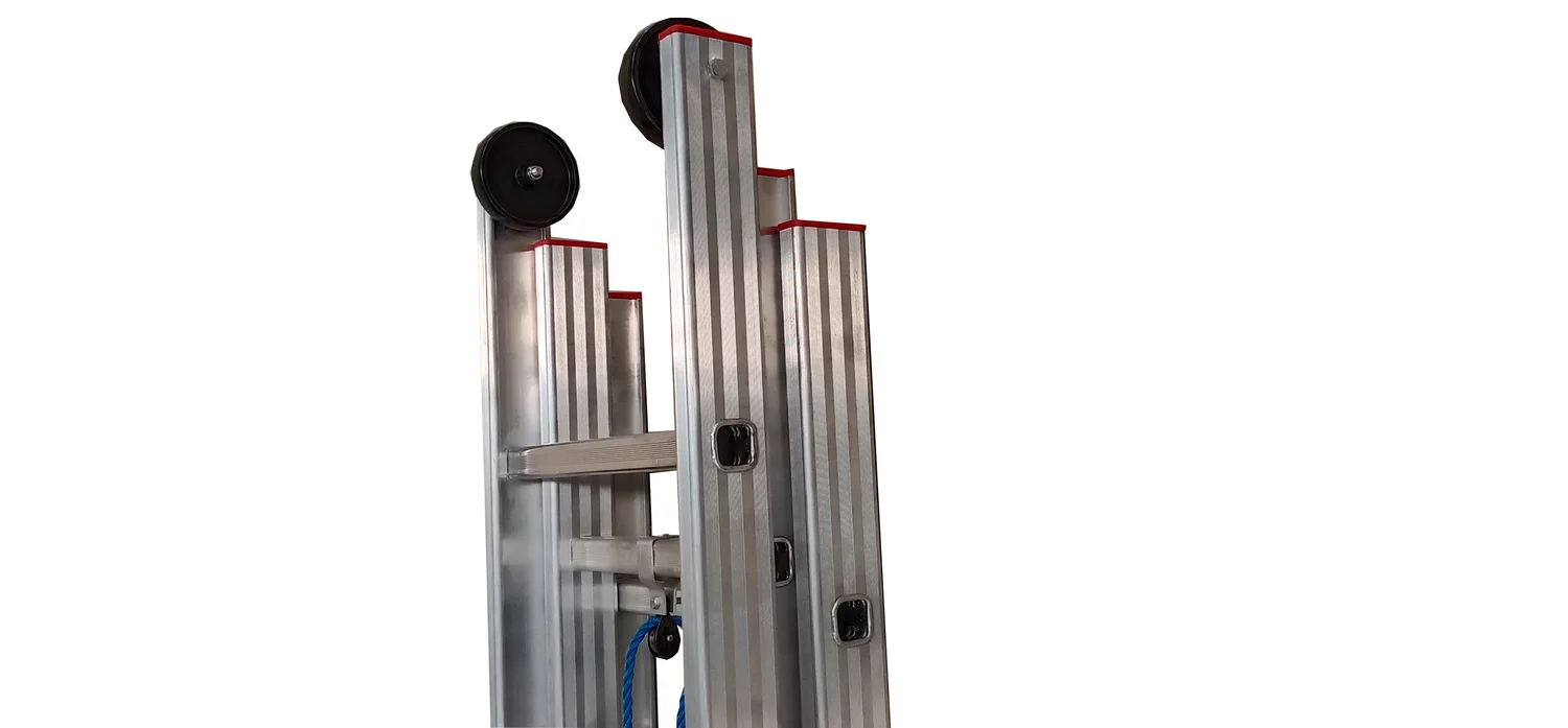 Triple Extension Ladder — Al Jarsh