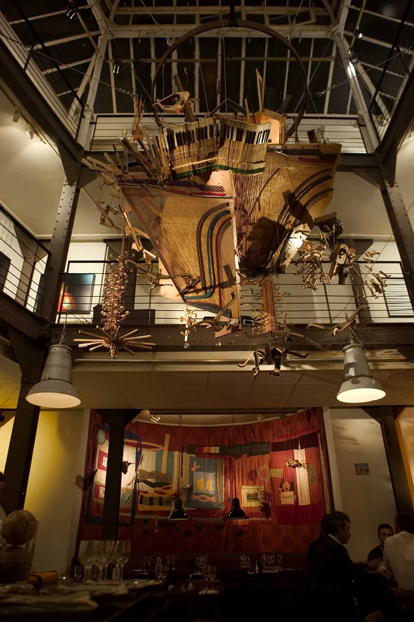 PIÈCES UNIQUES — NICOLAS HENRY