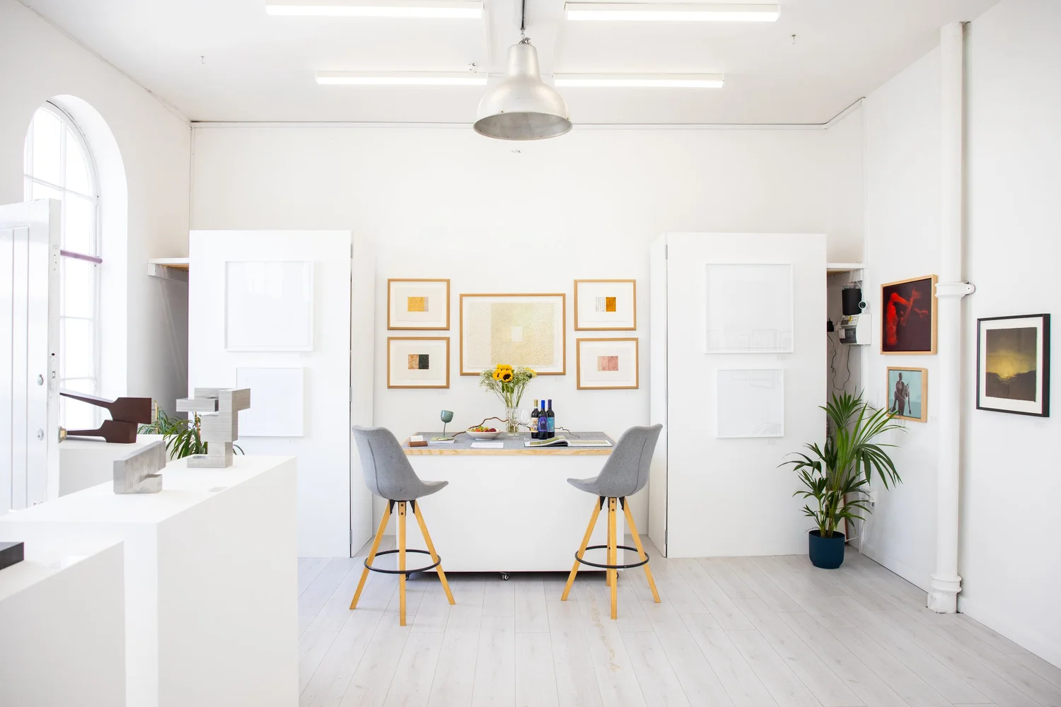 Framed & Fermented: Curated Art & Wine by Thomas Rainsford