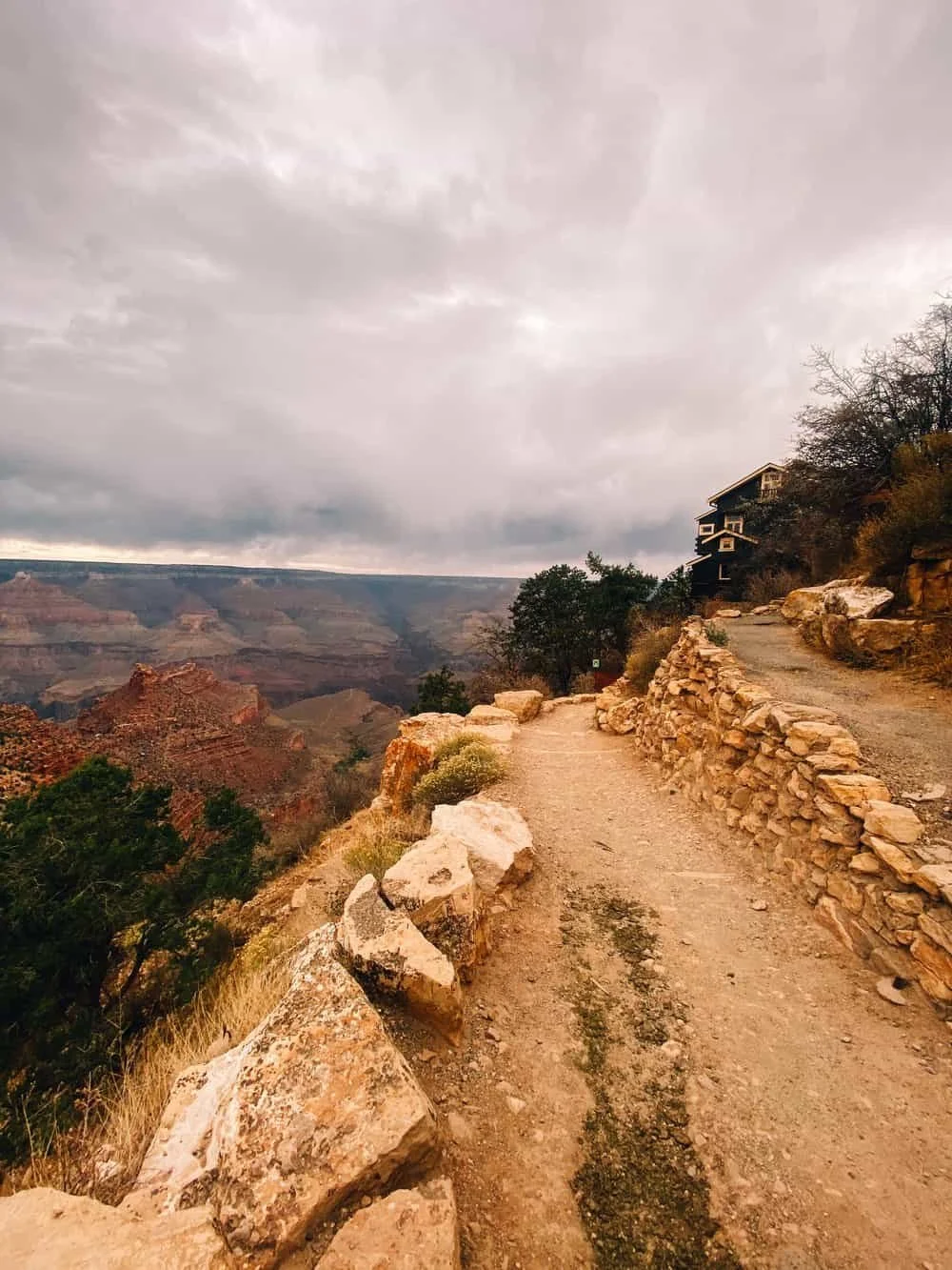 Visit the Grand Canyon National Park and experience its beauty and grandeur