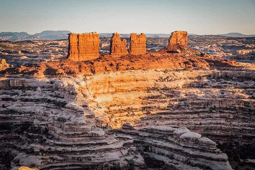 Canyonland's National Park: Wonder & Adventure Await!