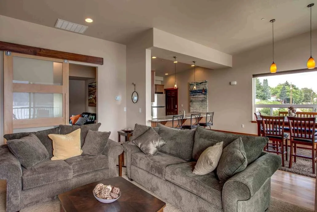 Manson Bay — Marina's Edge Resort