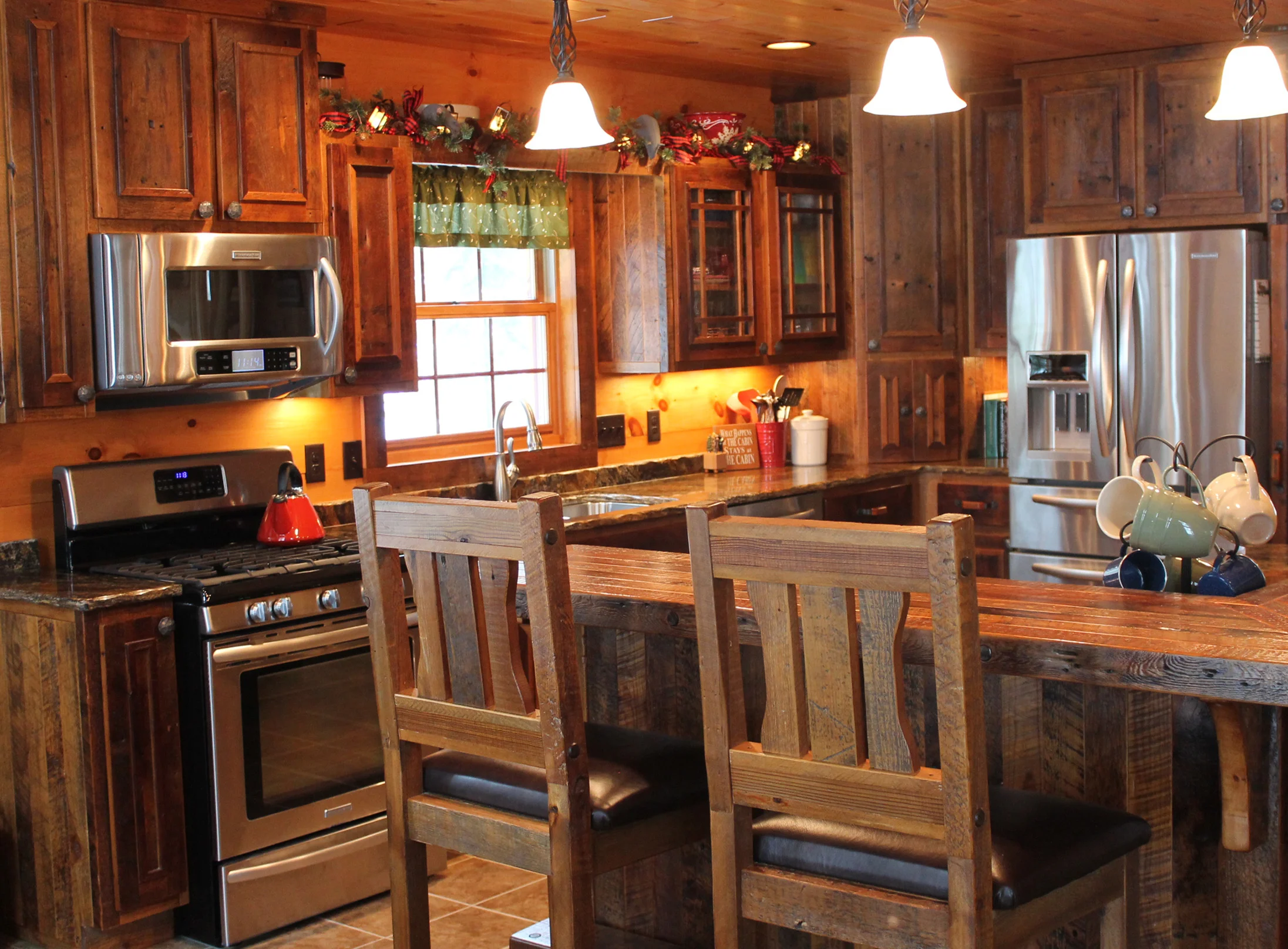 What We Do — Reclaimed Rustic Woodworks