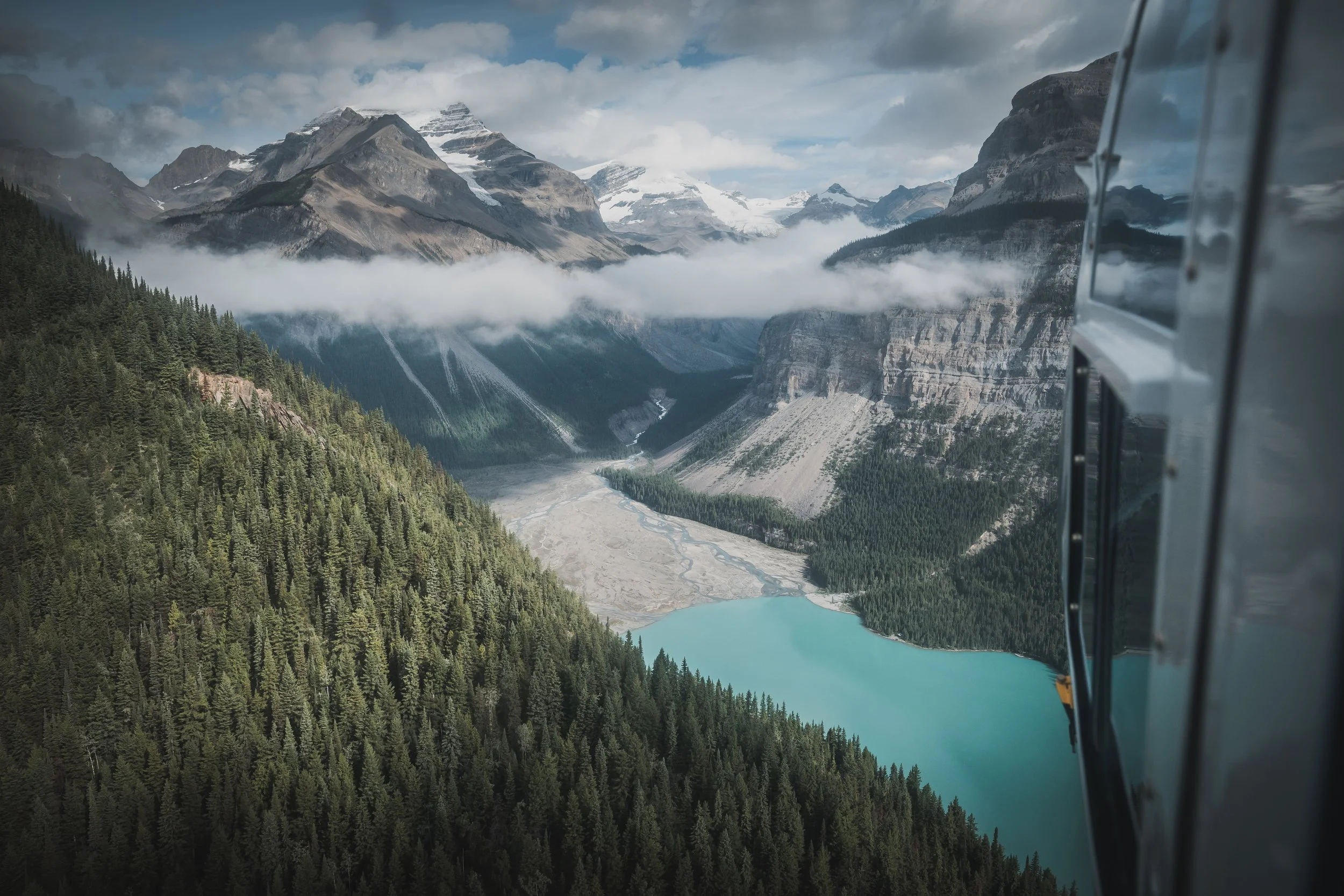 Guide to Exploring Mount Robson in the Fall and Winter Months ...