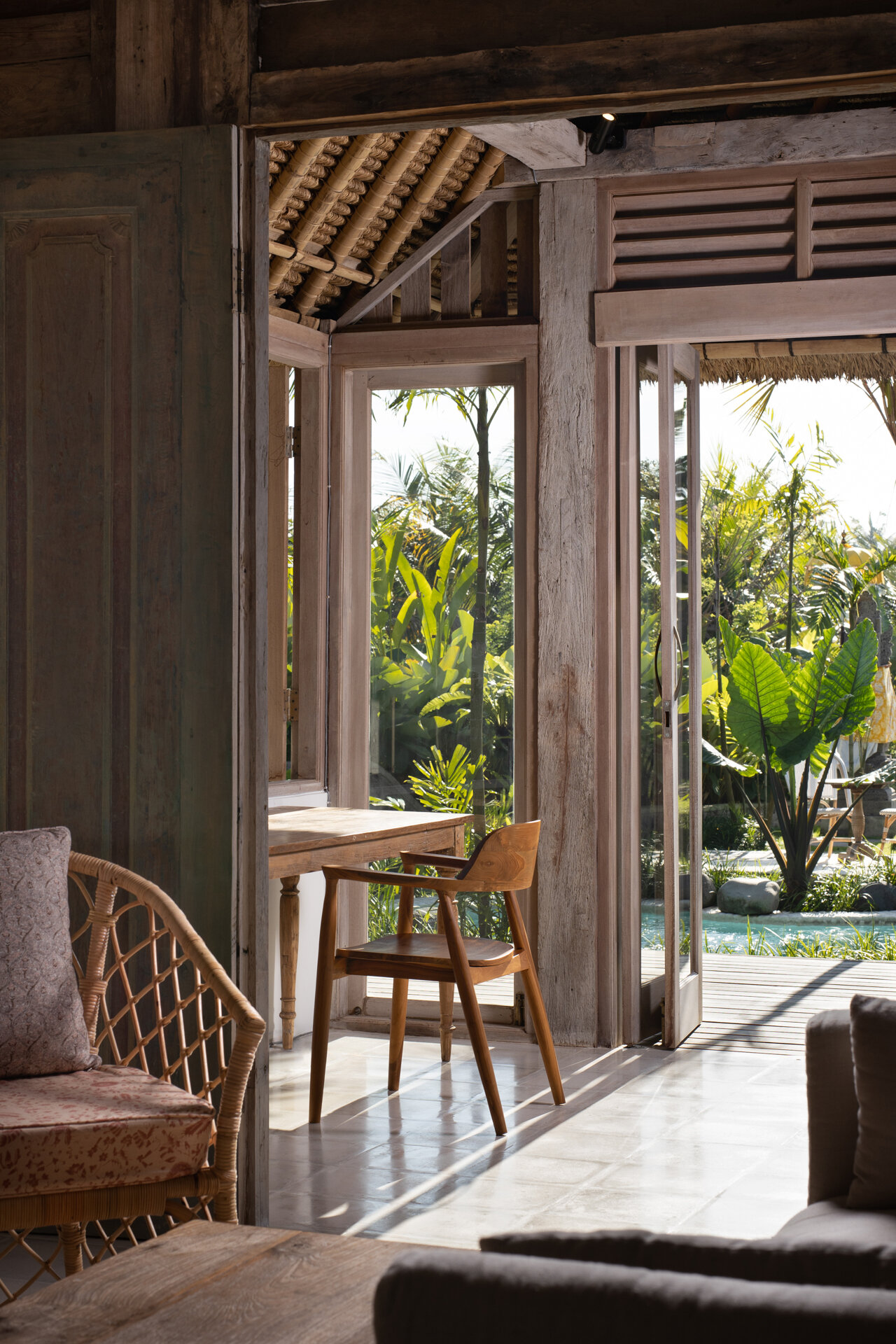 P T Studio Magnolia Design