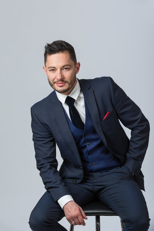 About — JAKE & HANNAH GRAF