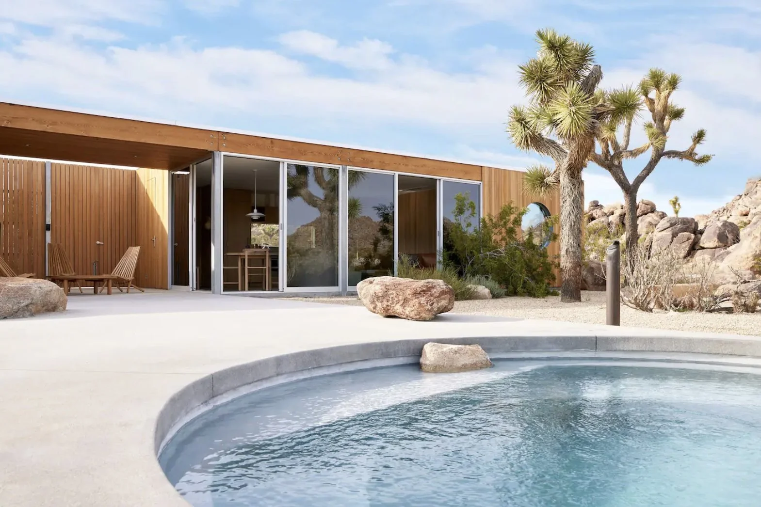 A Guide to Eloping in Joshua Tree | Airbnbs for Joshua Tree Elopement ...